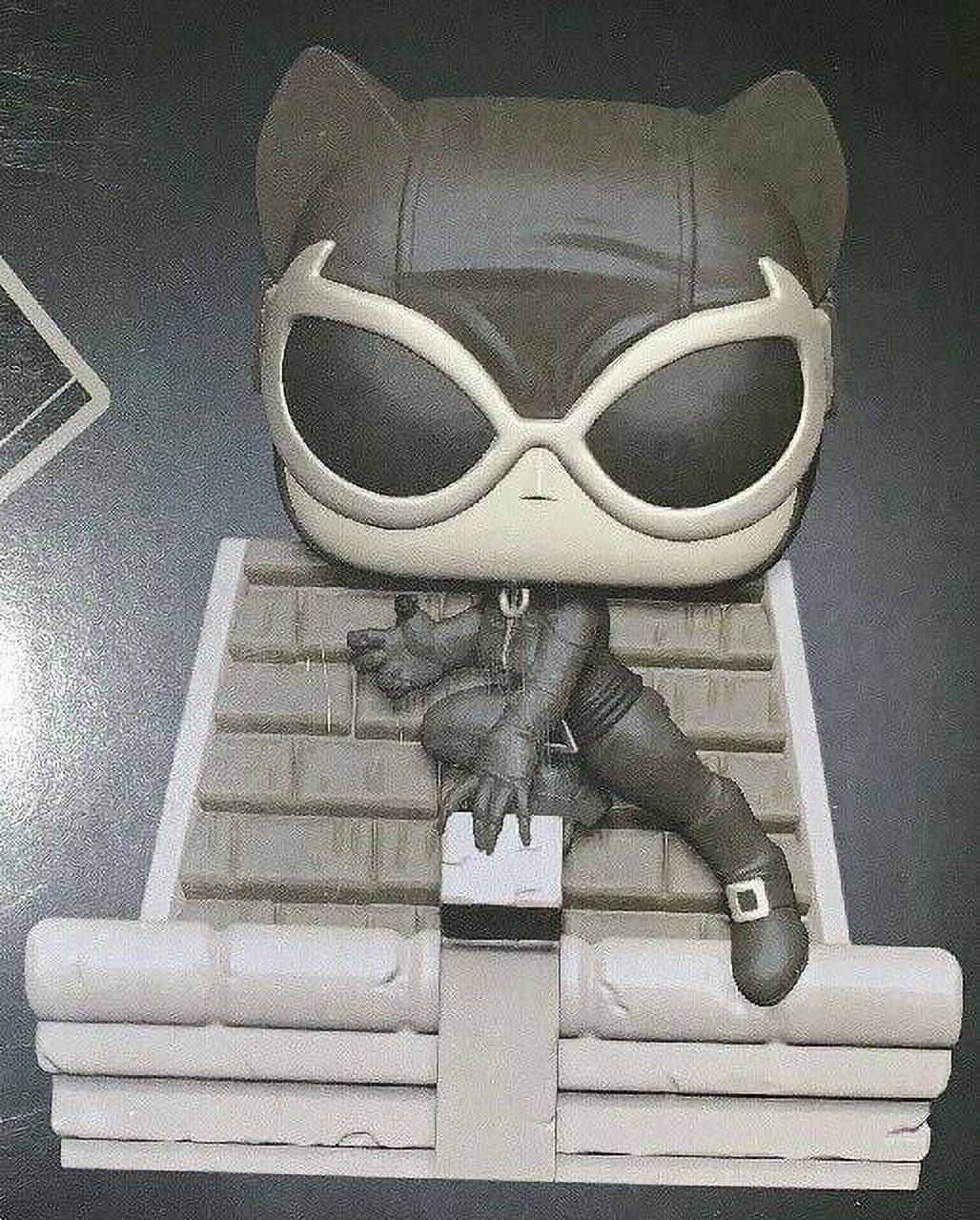 Funko POP! DC Heroes - Catwoman (Jim Lee Deluxe) Black and White Vinyl ...