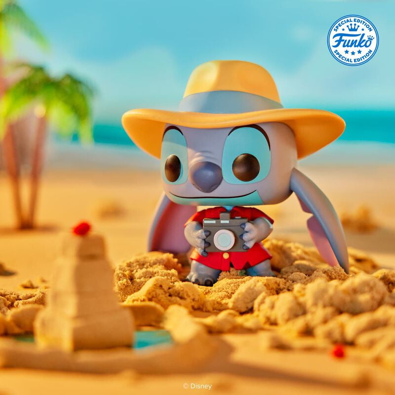 XO Steele Collectibles Bundle: Funko Pop! Disney Lilo Stitch - Tourist ...