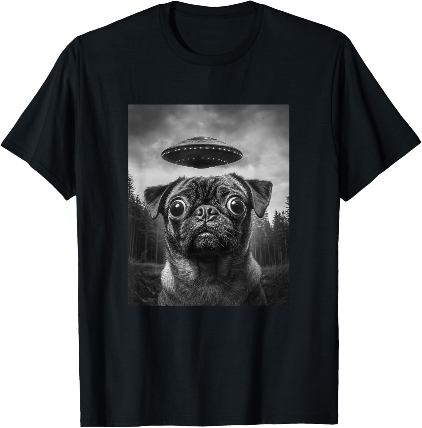 Funny Alien Pug Selfie with UFO T-Shirt - Walmart.com