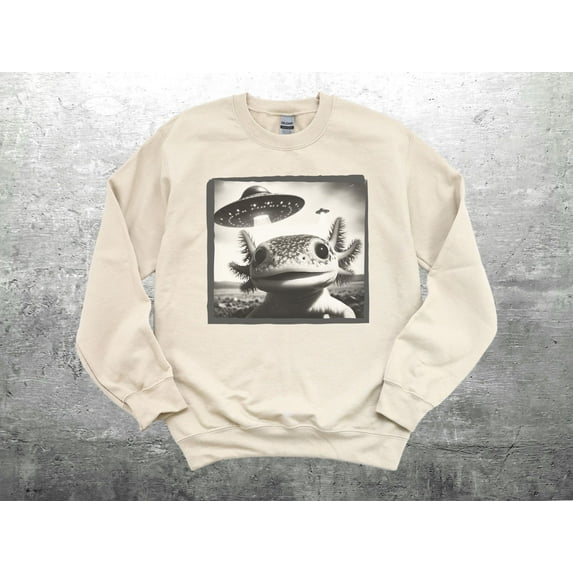 Funny Axolotl Shirt, Axolotl Selfie Picture, UFO, Weird Animal Shirt ...