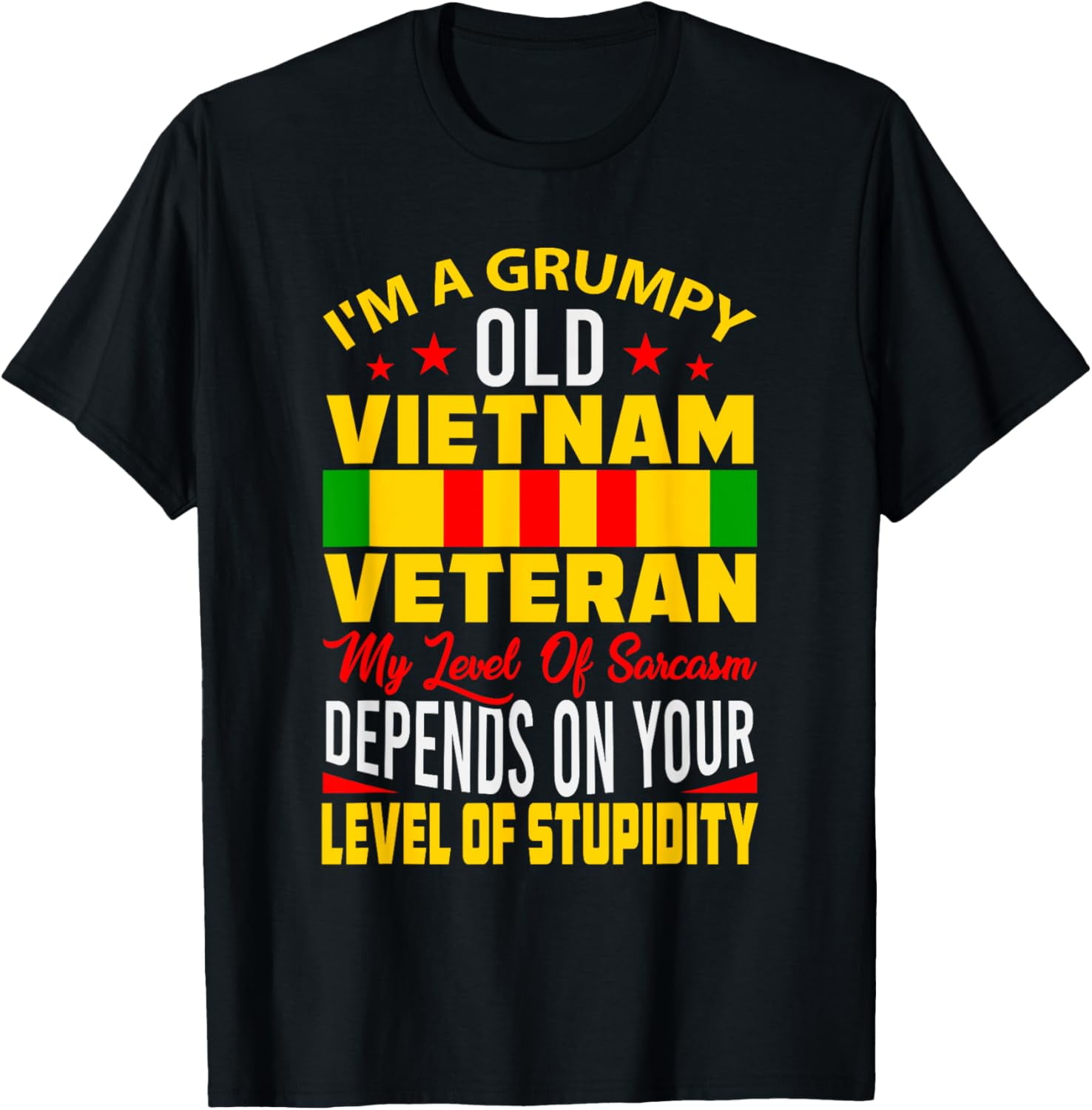 Funny Old Men Retirement Sarcasm Gift Vietnam Veteran T-Shirt Casual ...