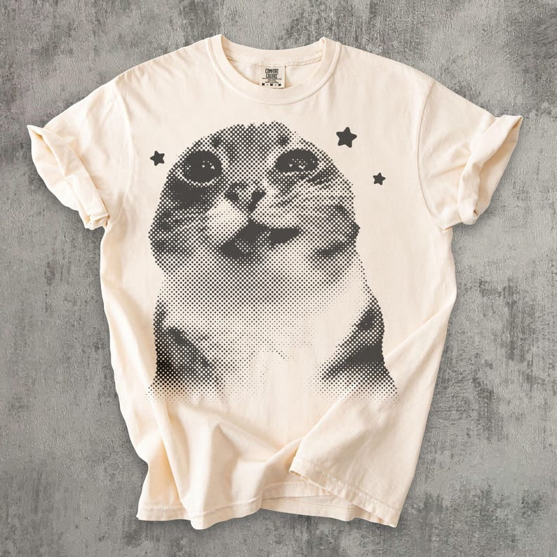 Funny Pe.e Cat Meme Retro Vintage Weird Cat Graphic T-Shirt - Walmart.com