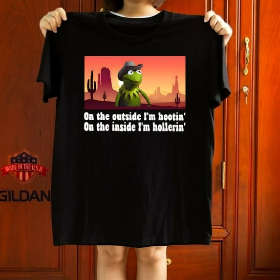 Funny Quote On The Outside Im Hootin Im Hollerin Humor Graphic Tee,for ...