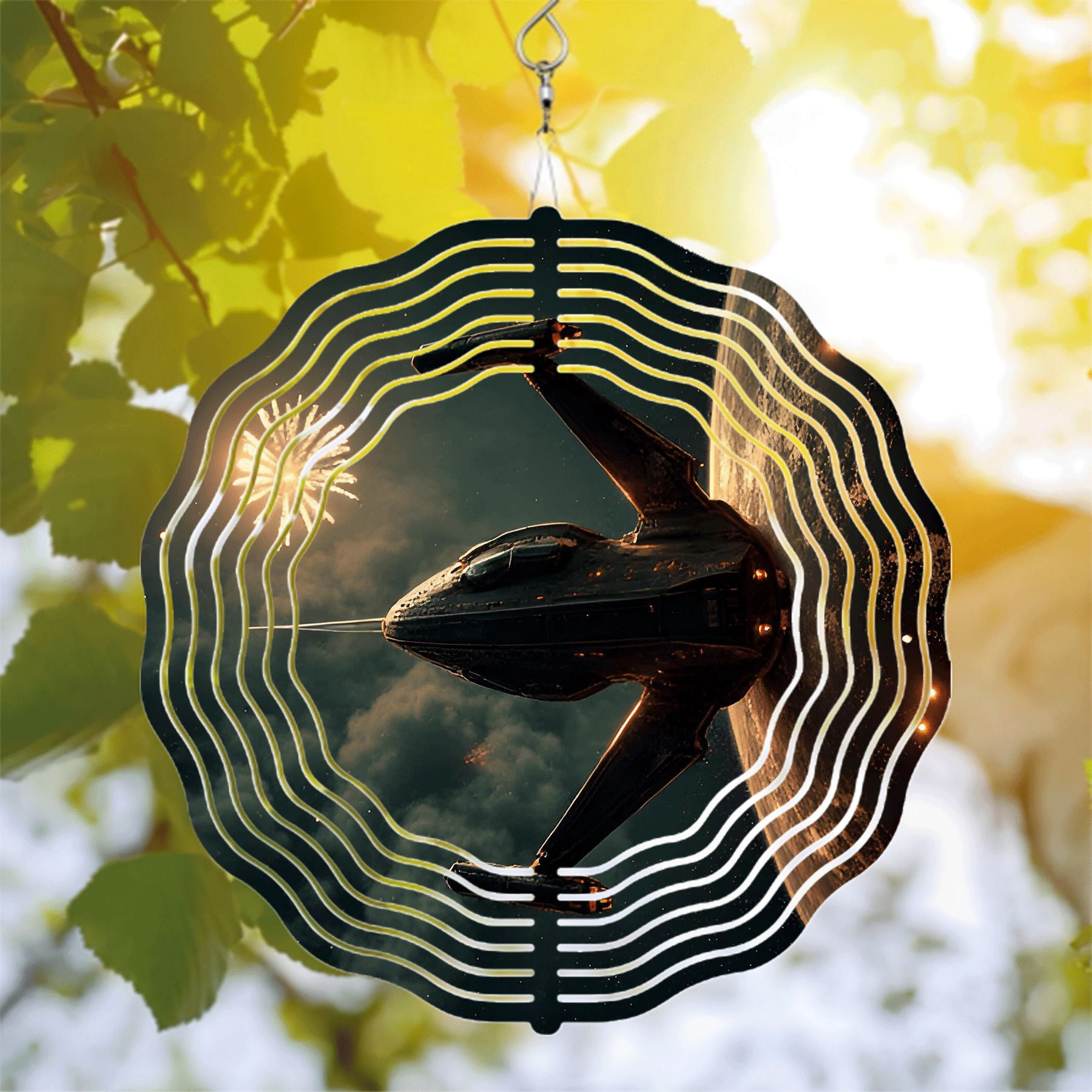 Futuristic Metal Hanging Wind Spinners - Elegant Wave Patterns for Yard ...