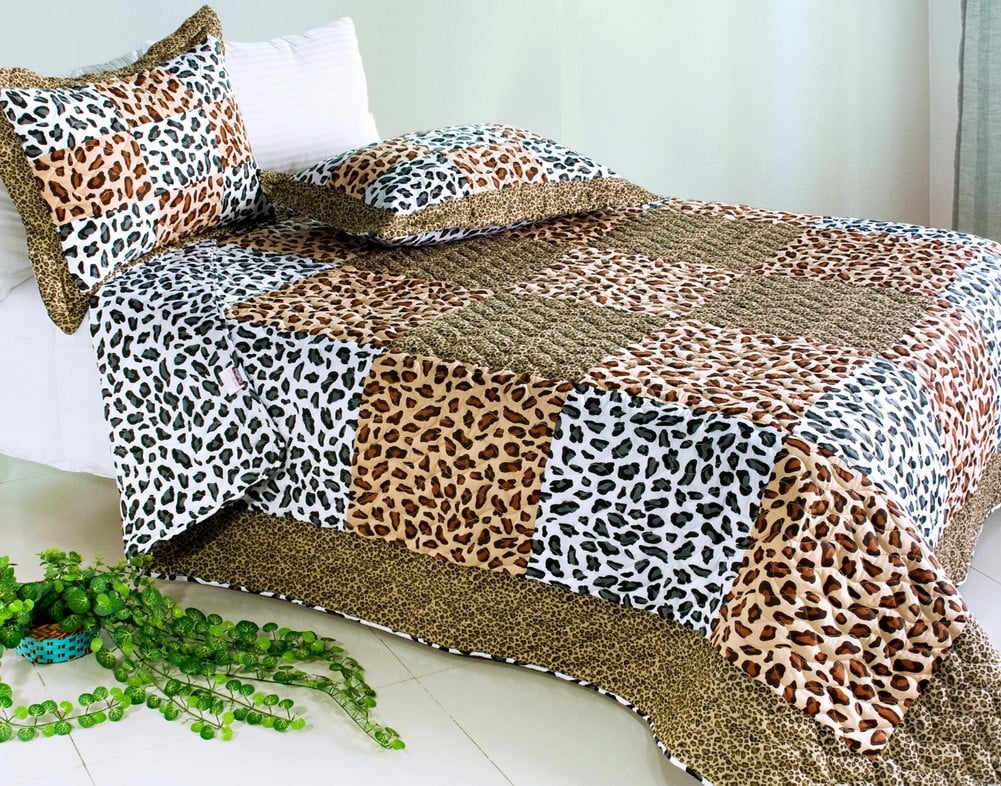 G&J Snow Leopard 3PC Leopard Print Quilt Set Full/Queen Size White Tan ...