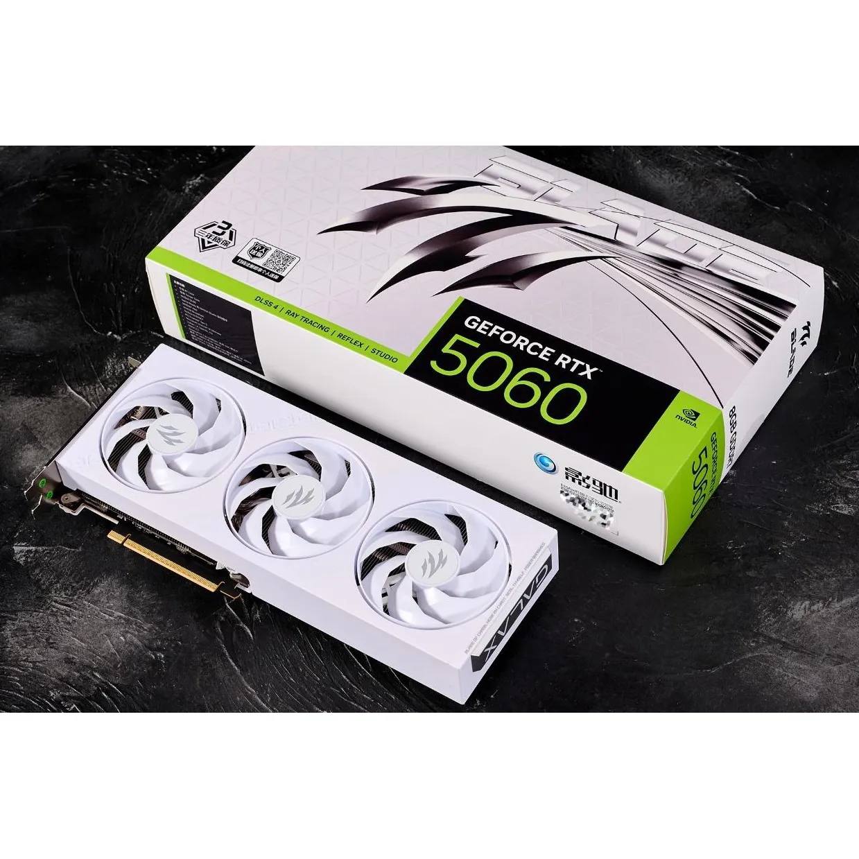 GALAX RTX 5060 8GB GDDR7 128 Bit PCI Express 5.0 x 16 Graphics Card ...