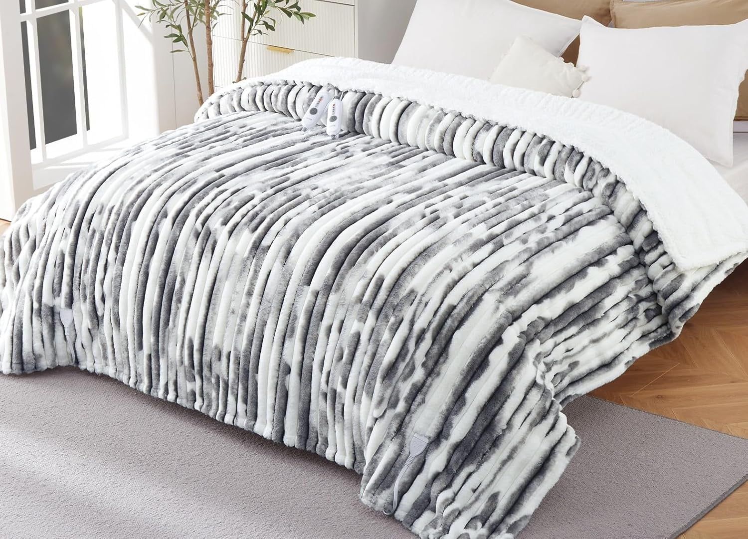 GARVEE Electric Heated Bed Blanket,King Size 90"x100" Cozy Faux Rabbit ...