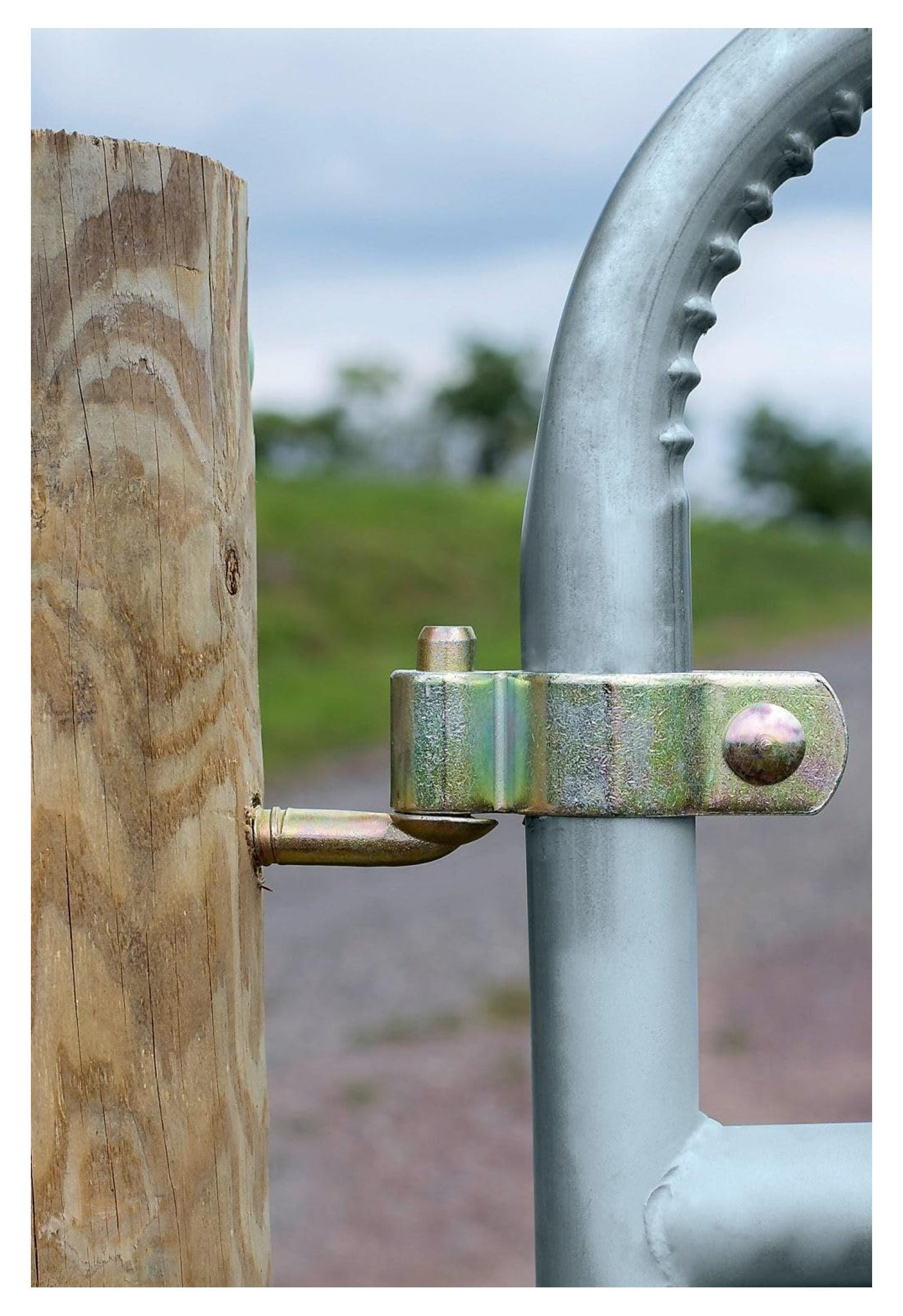 GATE HINGE KIT FOR 1 5/8" TO 2.0" ROUND TUBE GATES - Walmart.com