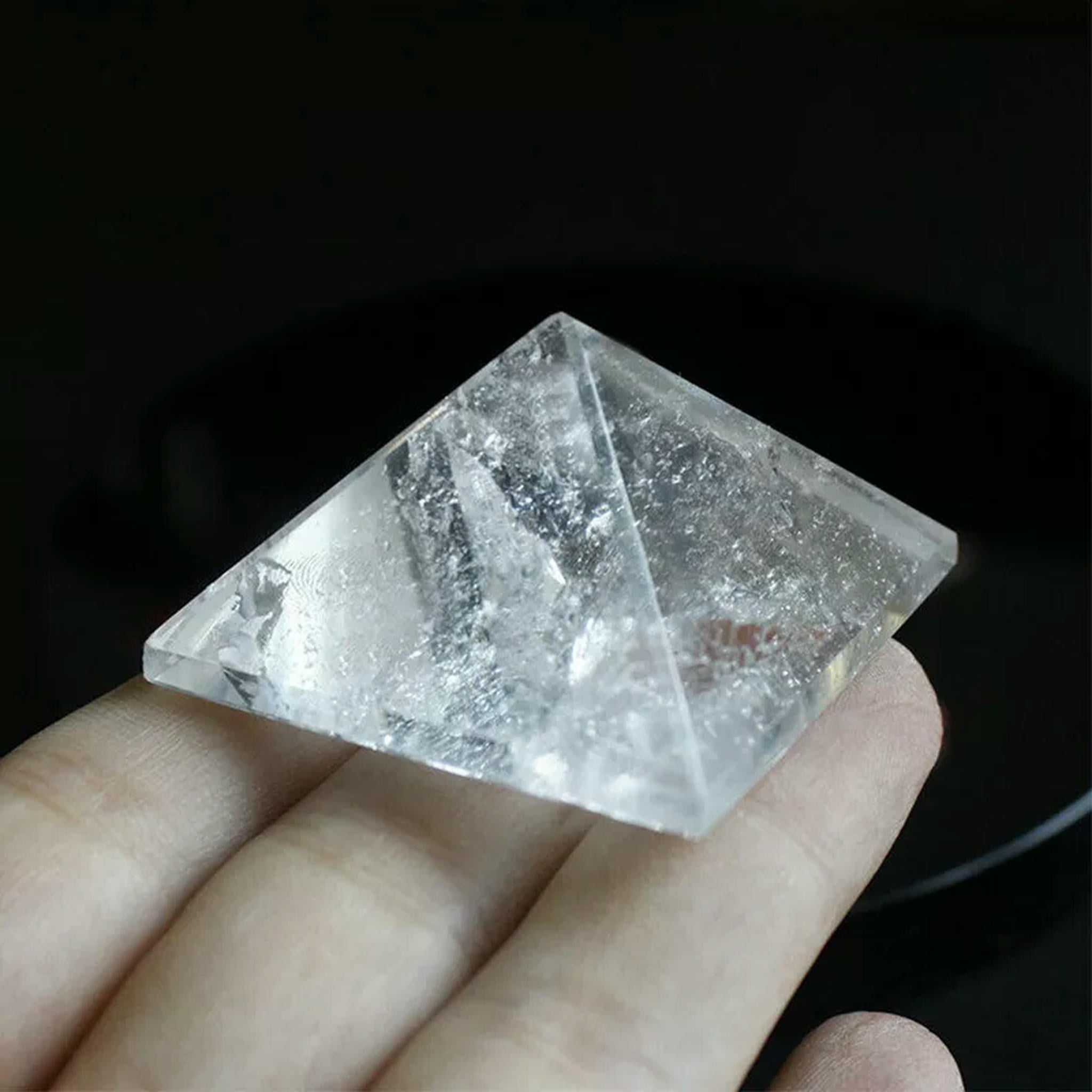 GAVONO Natural Clear Quartz Crystal Stone Pyramid Healing Mineral ...