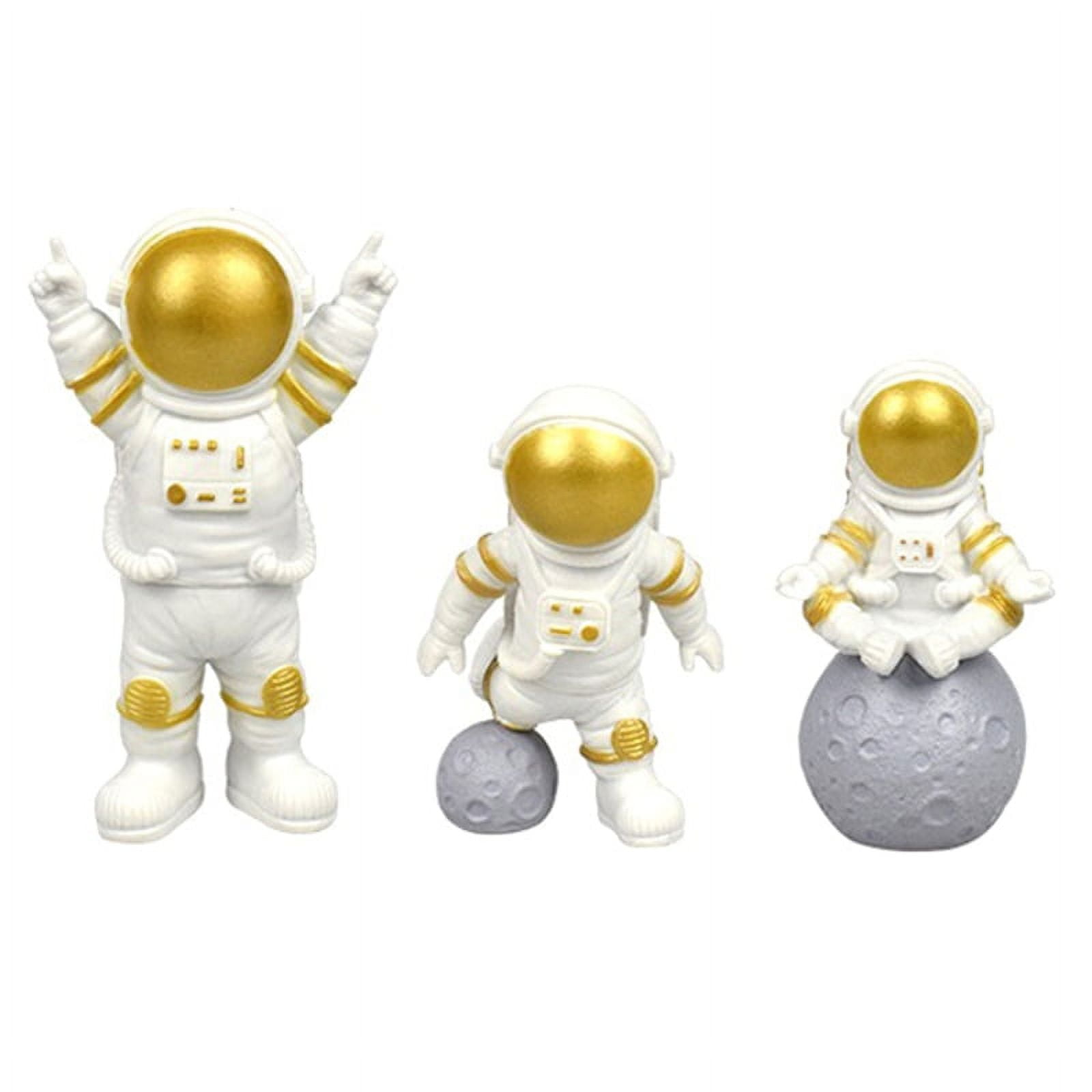 GENEMA Miniature Resin Astronaut Statue Mini Spaceman Sculpture ...