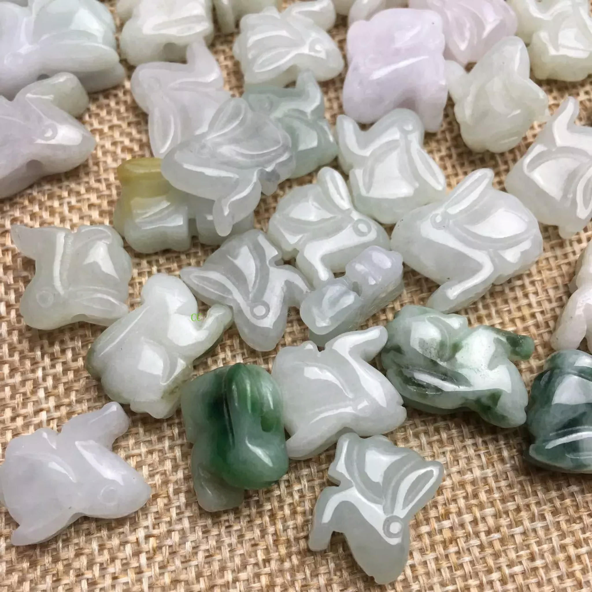 GKNET 10Pcs Grade A Natural Jade Jadeite Lucky Rabbit Beads DIY Zodiac ...