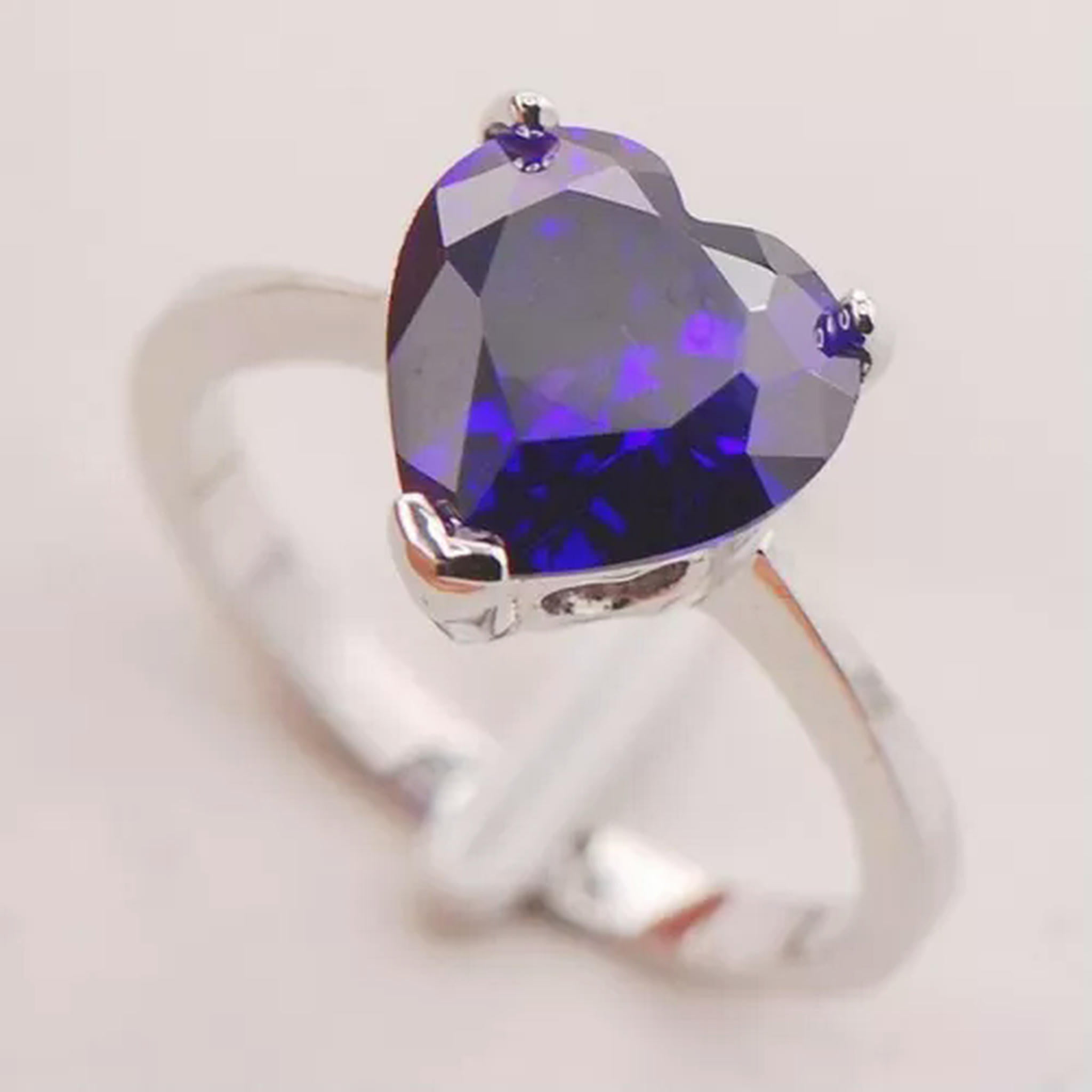 GKNET Exquisite Silver Plated Imitation Amethyst Zircon Ring for Women ...