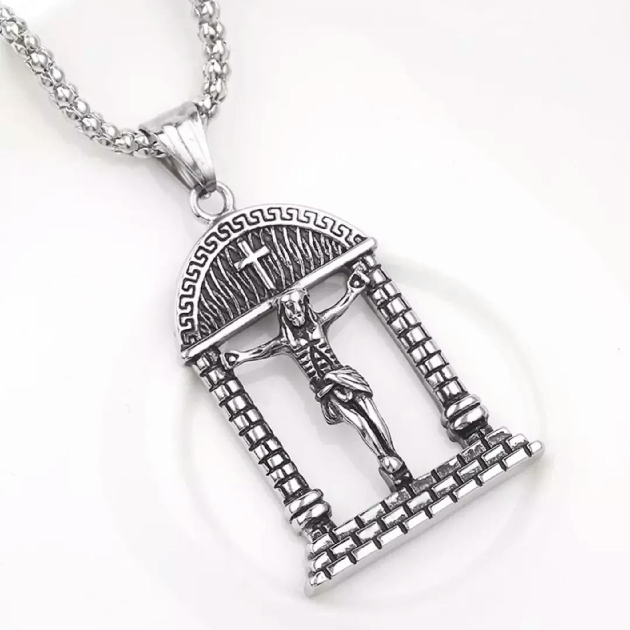 GKNET Mens Silver Jesus Christ Cross Pendant Christian Necklace ...