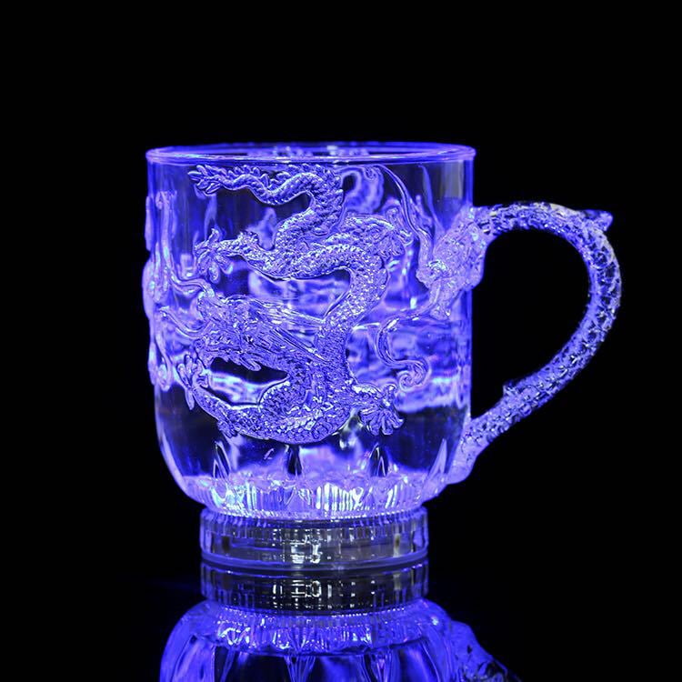 GLLWDML Light-up plastic dragon cup 285ml, lights up when you pour ...