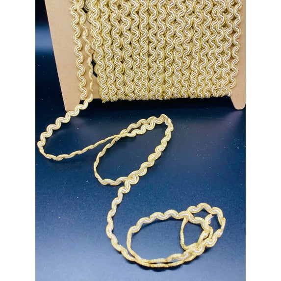 GOLD STARGLOW 3/8 INCH RIC RAC - Walmart.com