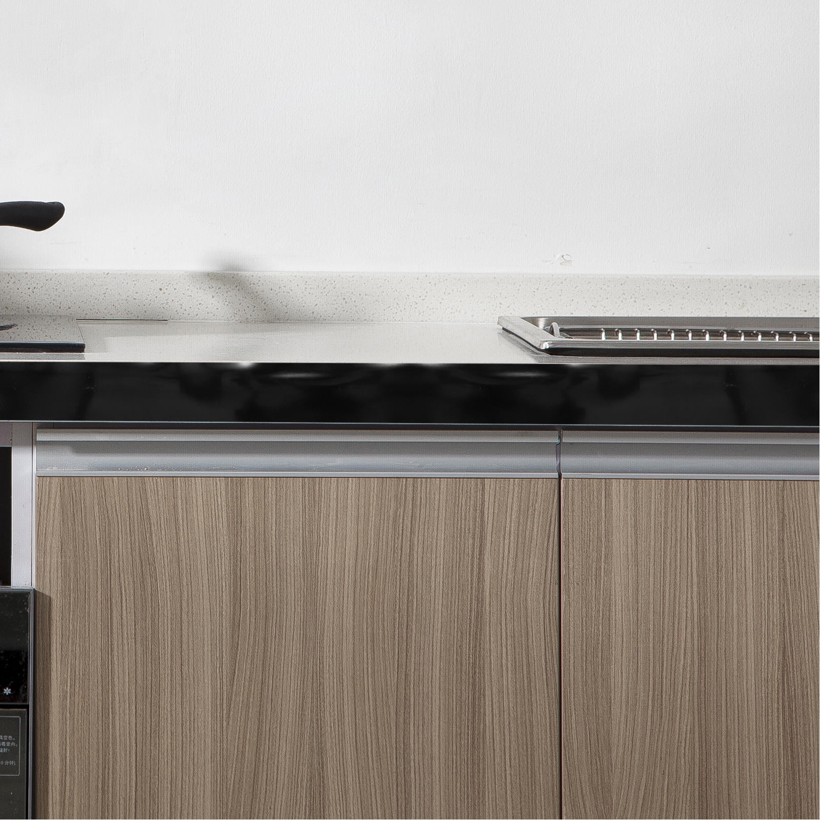 GOOHOCHY 1 Roll Peel And Stick Pvc Baseboard Trim Quick And Simple ...