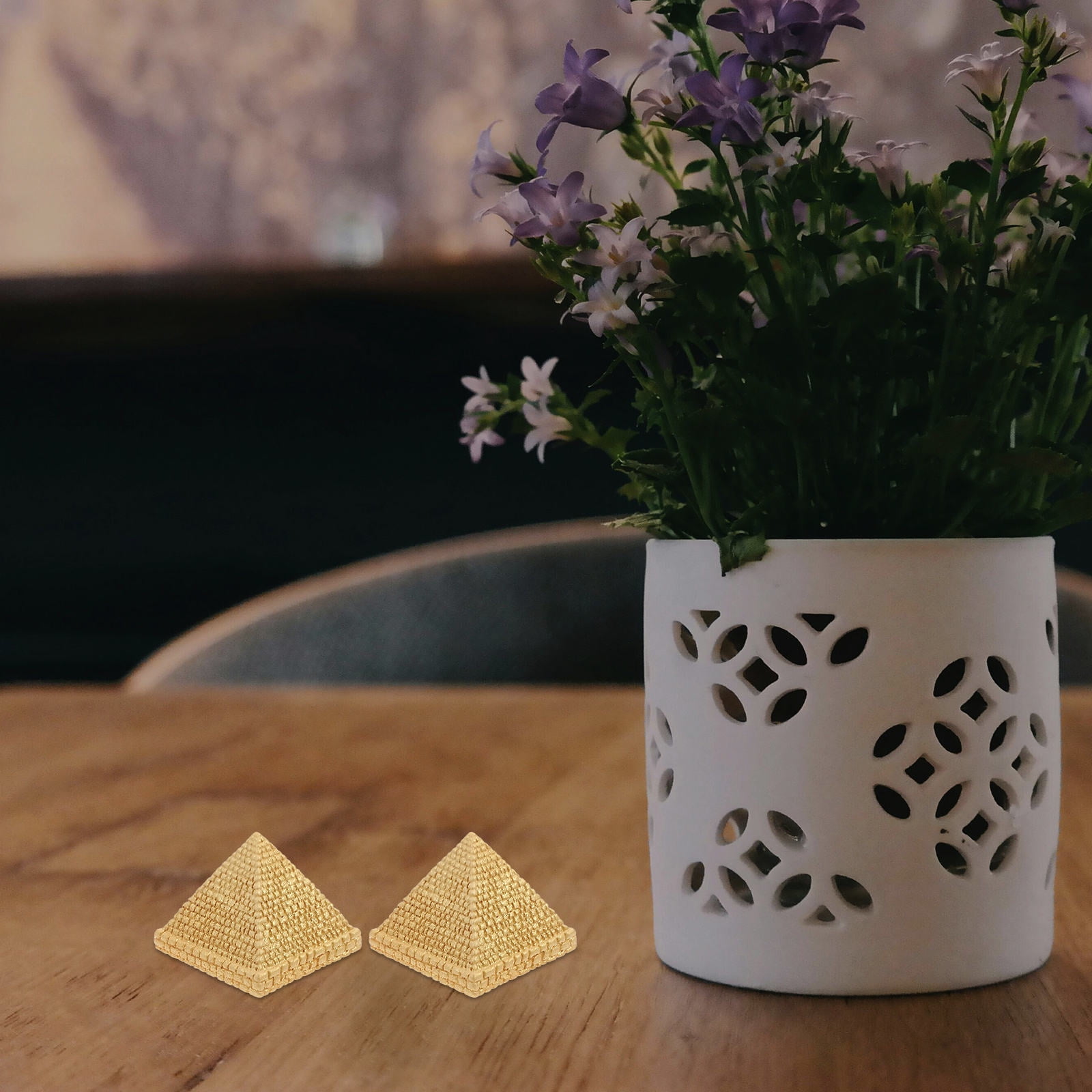 GOOHOCHY 10pcs Mini Egyptian Pyramid Statue Mini Resin Pyramid Figurine ...