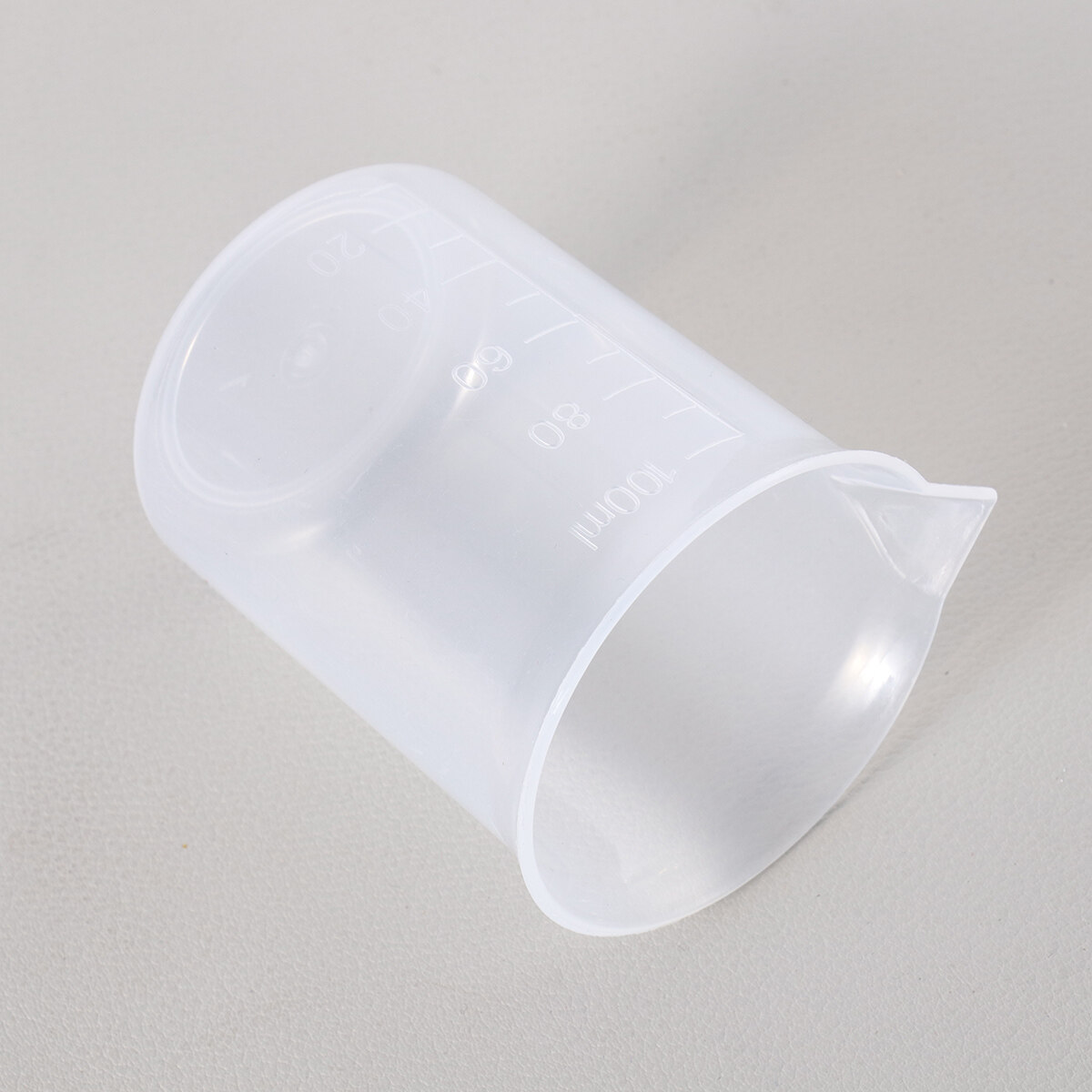 GOOHOCHY 2 PCS 100mL PP Plastic Graduation Beakers Measuring Cups Liquid Container - Walmart.com