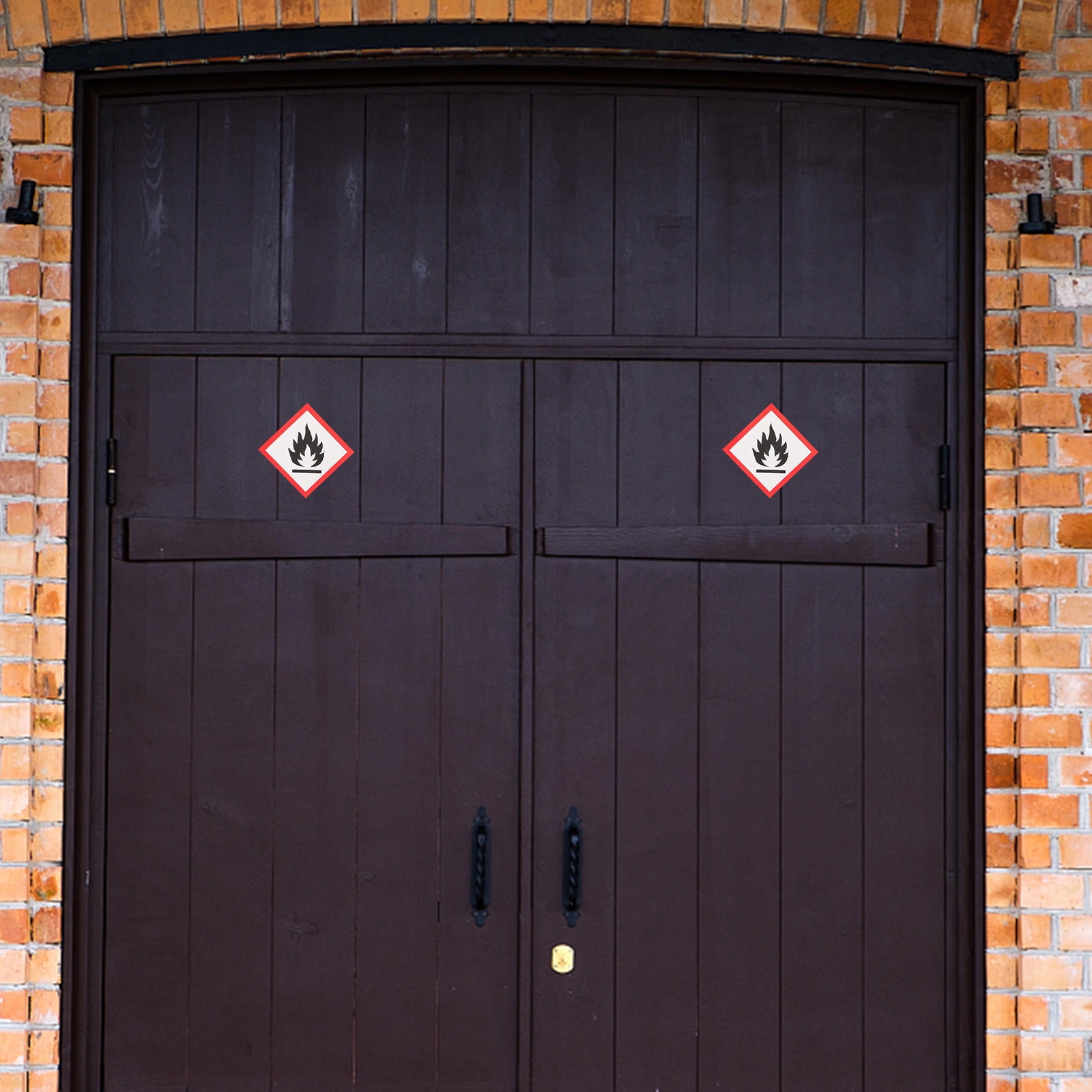 GOOHOCHY PVC SelfAdhesive Flammable Liquid Warning Sign Essential ...