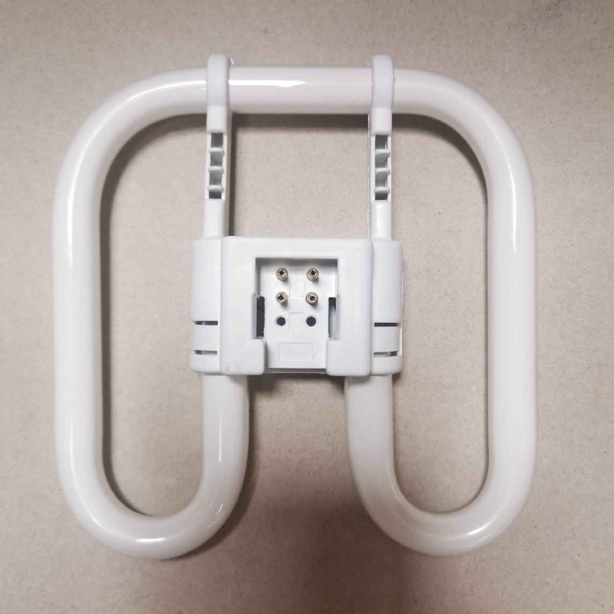 GR10q 4-Pin Bulb 28W 3500K Warm White, 2000LM, 2D Square CFL Compact ...