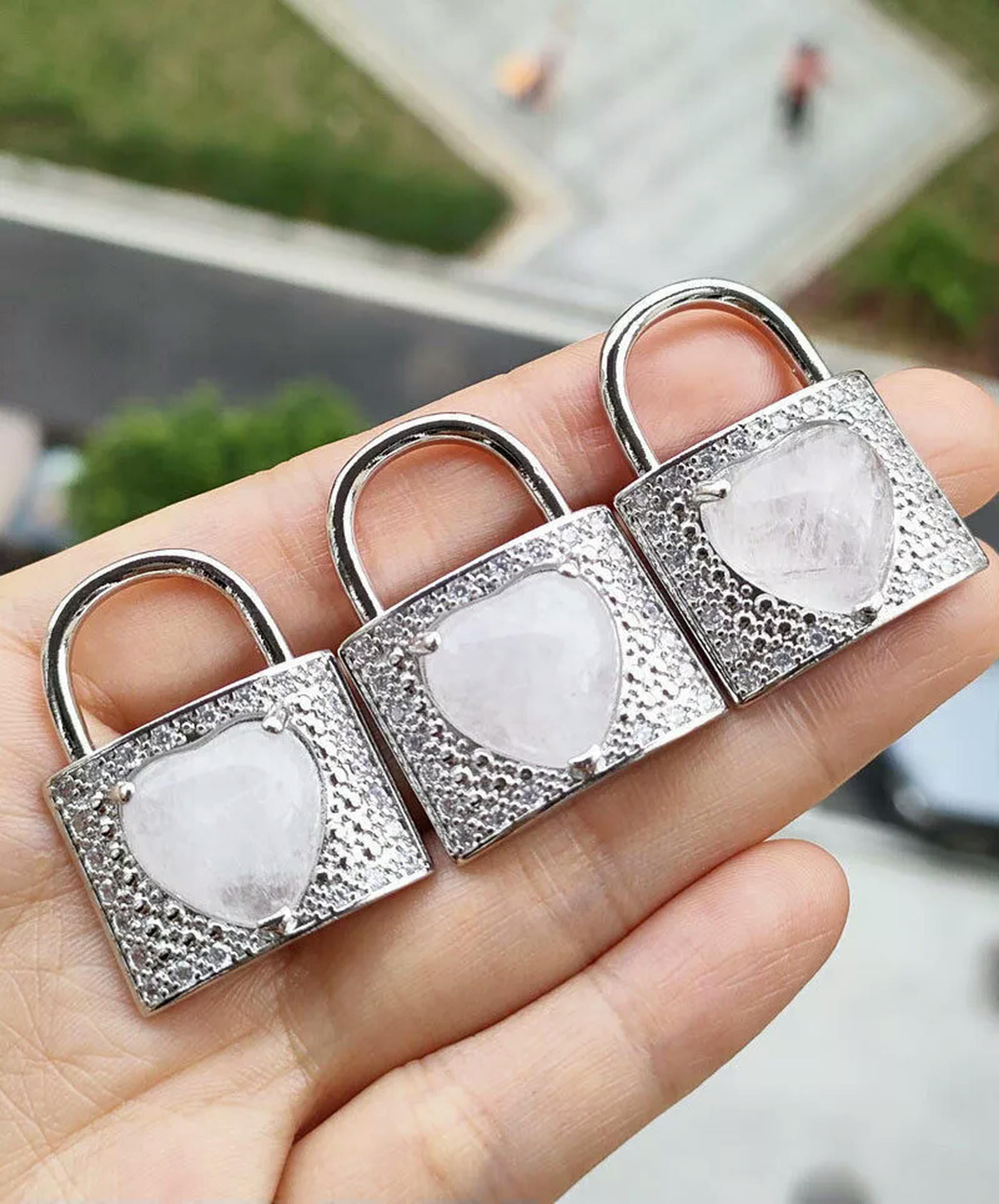 GRACEARA 5pcs Rock Quartz Gems stone Lock Pendants set Prism Magic ...