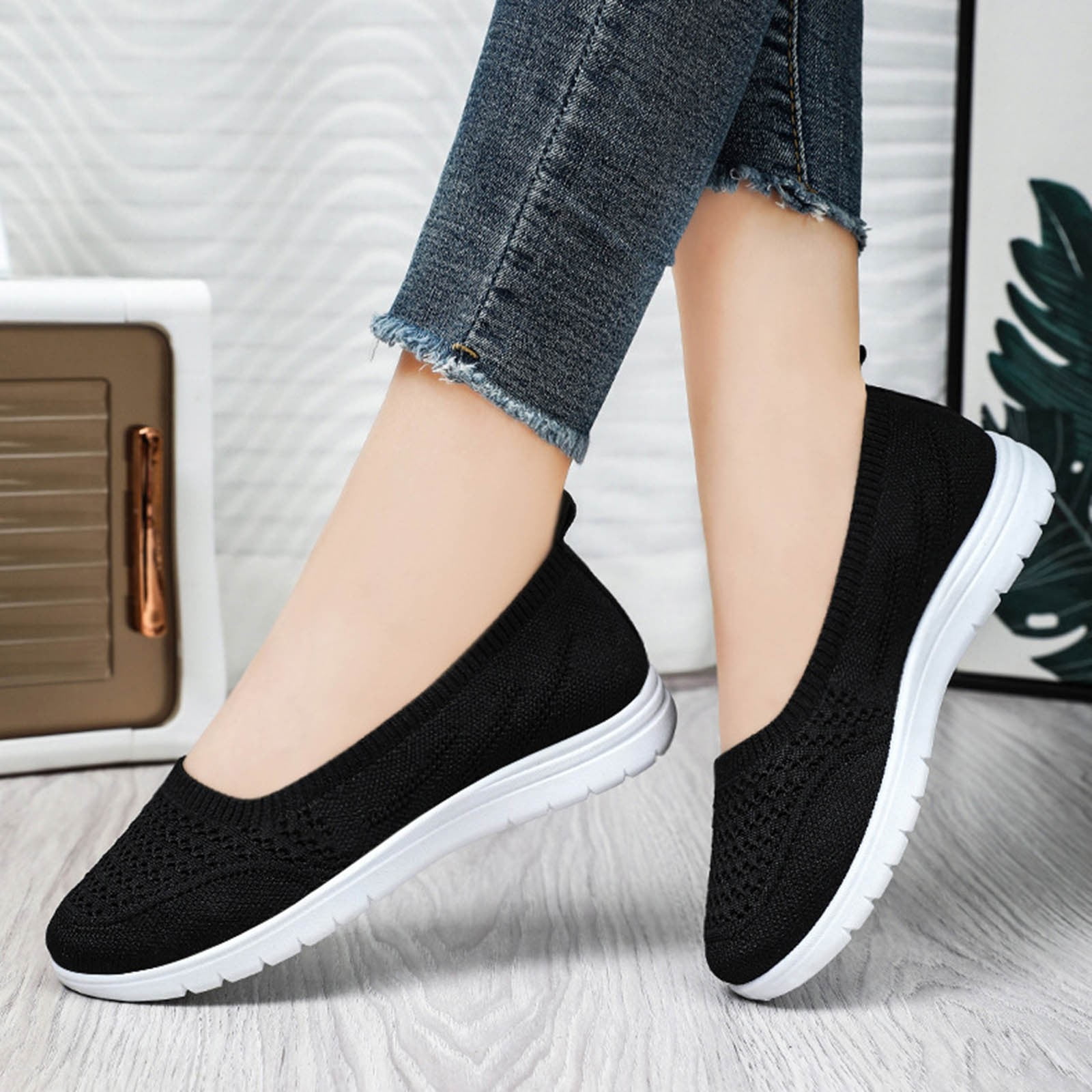 GUOBIOZIY Women's Mesh Breathable Soft Shoes Go Walking Slip on Shoes ...