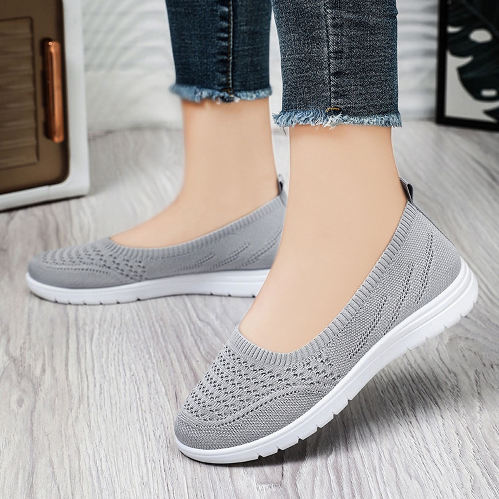 GUOBIOZIY Women's Mesh Breathable Soft Shoes Go Walking Slip on Shoes ...