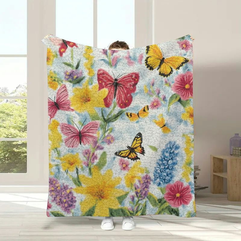 GWJING Bee Throw Blanket, Love of Nature Summer Flowers and Flying Bees ...