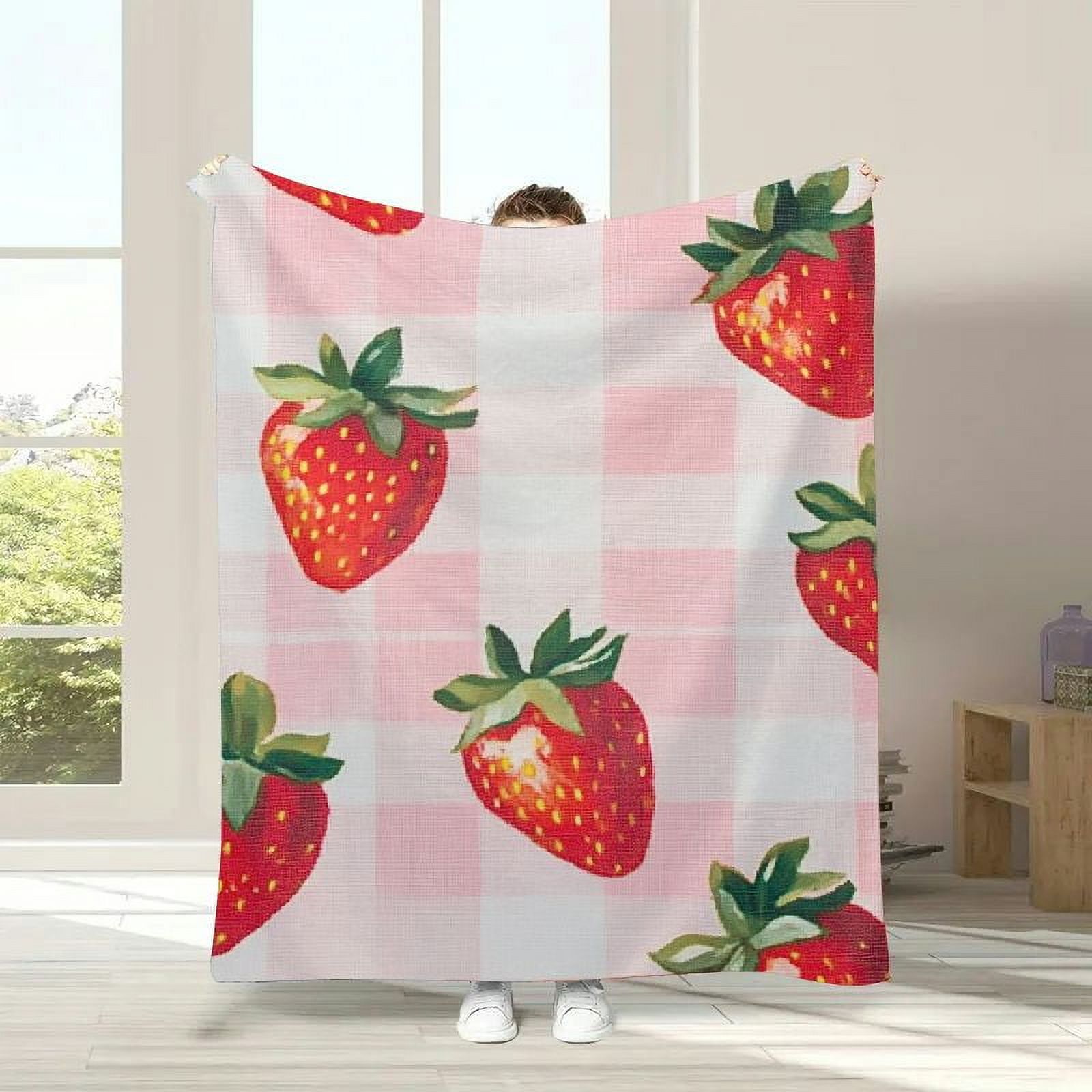GWJING Kawaii Strawberry Blanket Soft Cozy Plush Blanket Strawberry ...