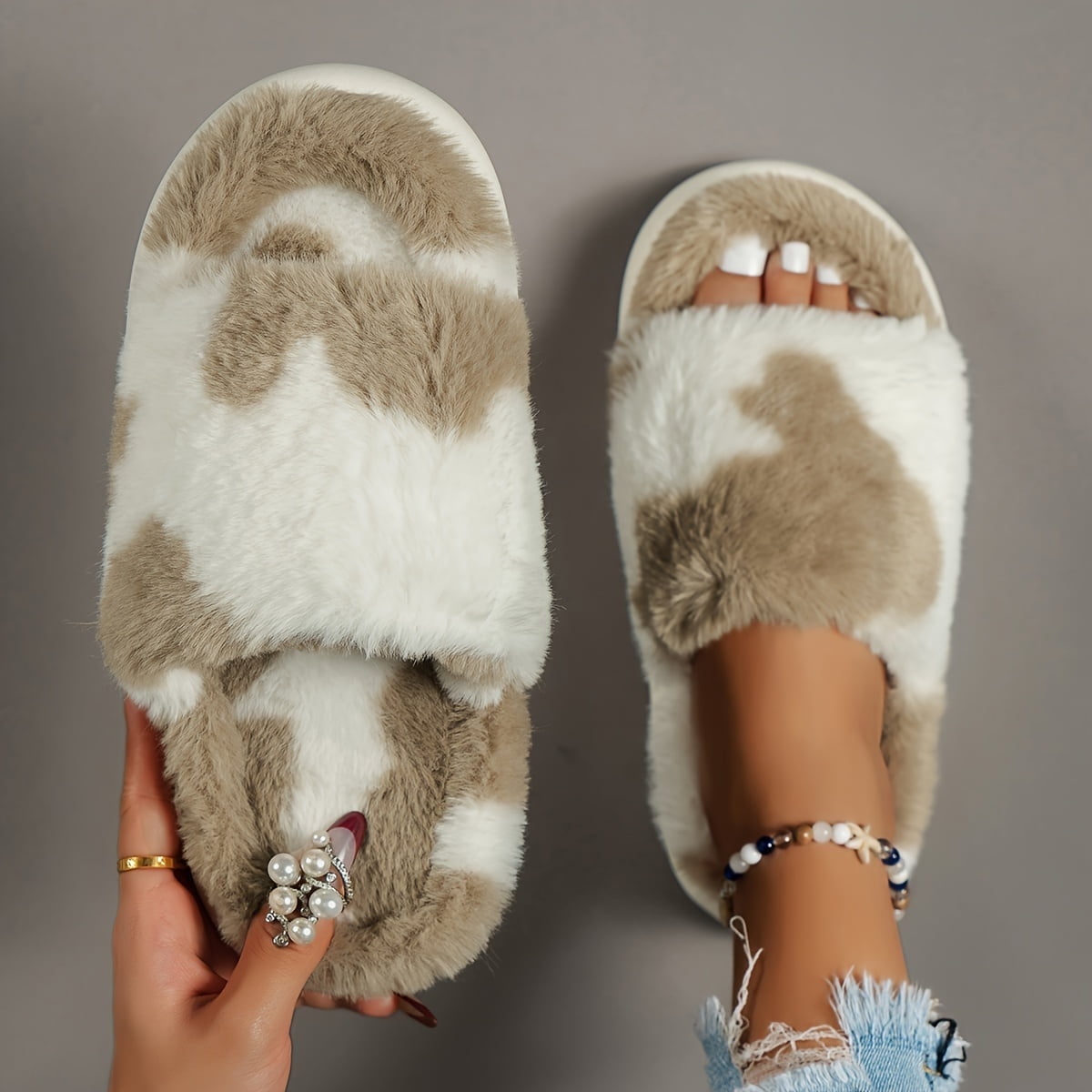 GYTY [Cozy Furry Slippers] Comfy Fluffy Furry House Slippers - Single ...