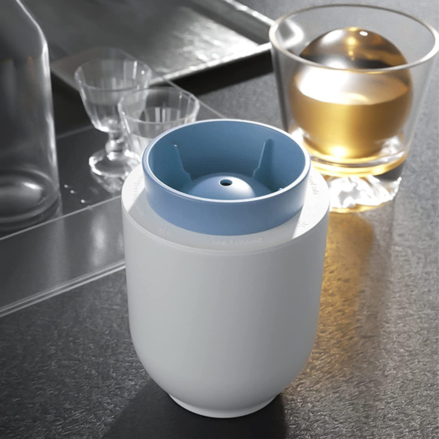 GYTY Sphere Ice Molde Ice Cube Maker Big Round Ice Maker Large Ice ...