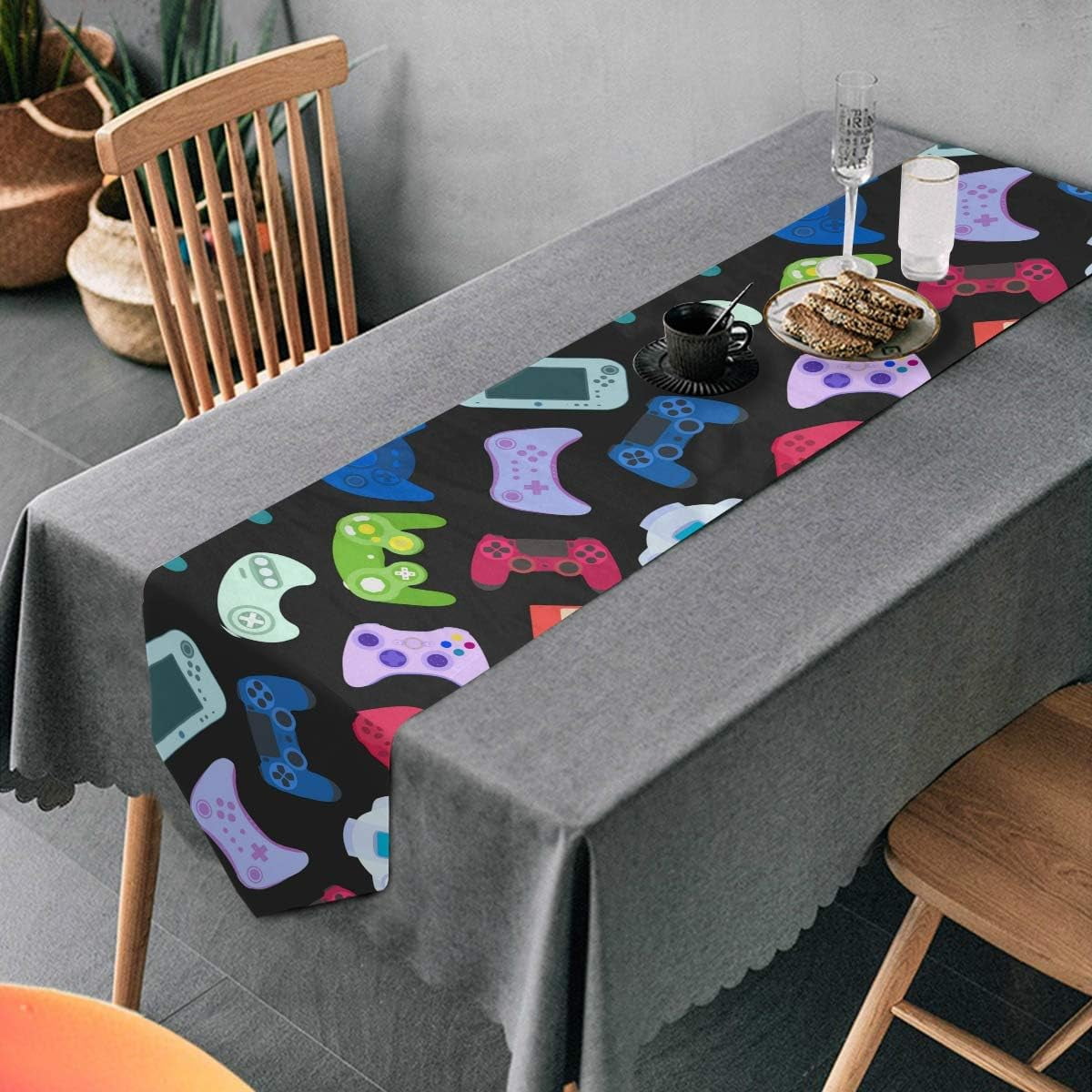 GZHJMY Video Game Controller Dark Table Runner Dining Table Room Decor ...