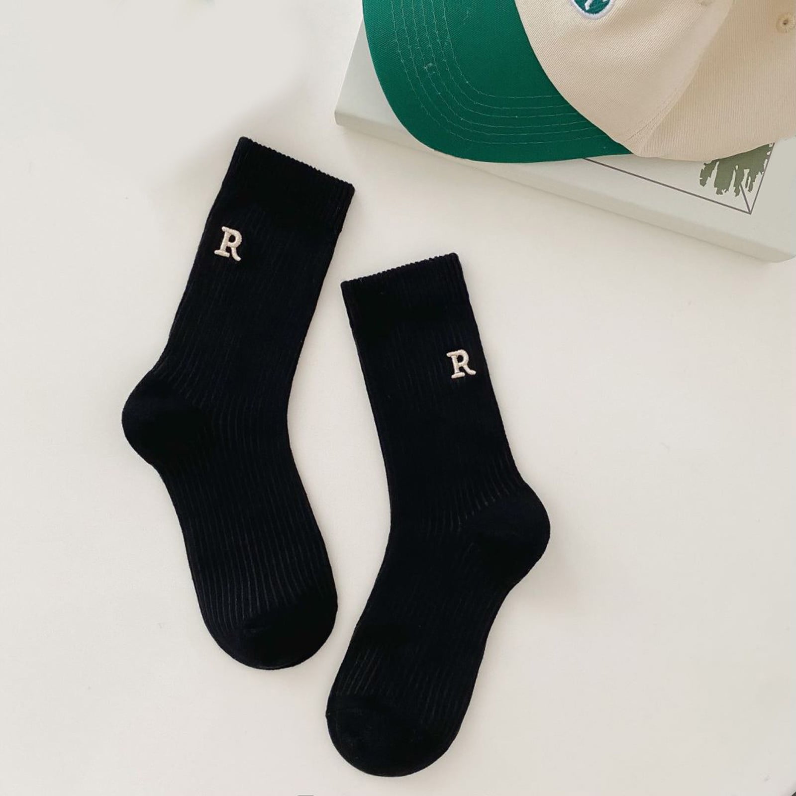 GZWYHT Crew Socks,Knee High Stockings Ladies Letter R Embroidered Socks ...