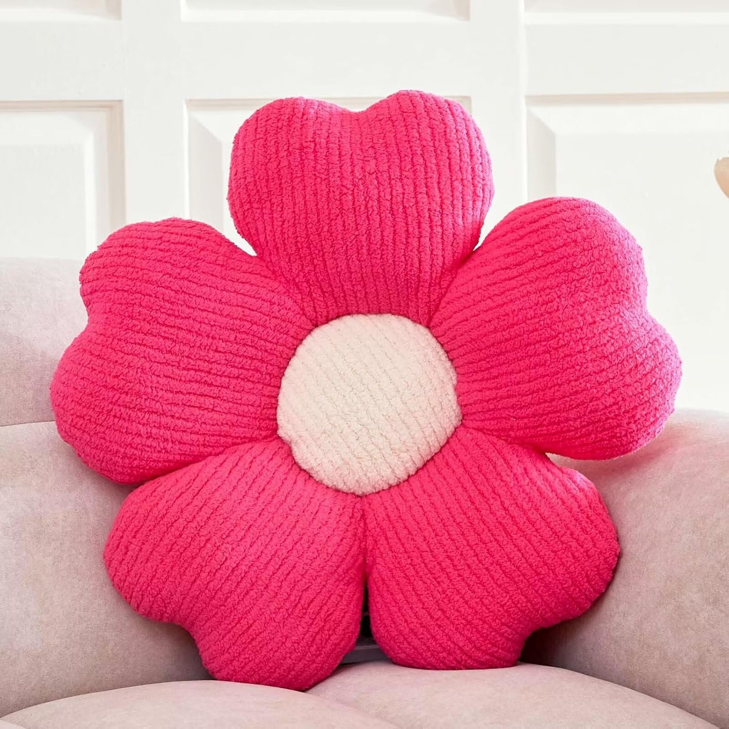 GZhLonKiMa Flower Throw Pillow, Cute Flower Shaped Pillow Decorative ...