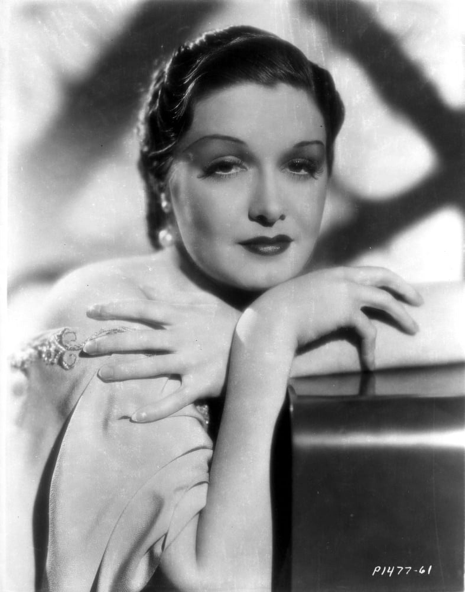 Gail Patrick Leaning on Crossed Arms Photo Print (8 x 10) - Walmart.com