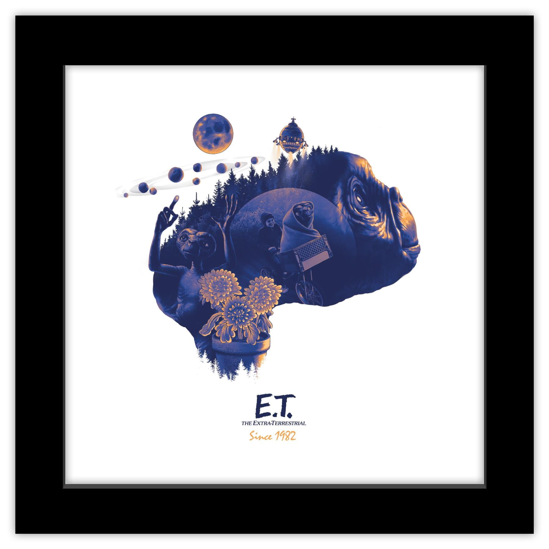 Gallery Pops E.T. The Extra-Terrestrial - E.T. Moments Graphic Wall Art, Black Framed Version ...