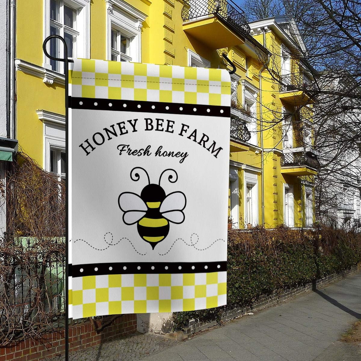 Garden Flags, Honey Bee Farm Honey Bee On Yellow Buffalo Plaid Garden ...