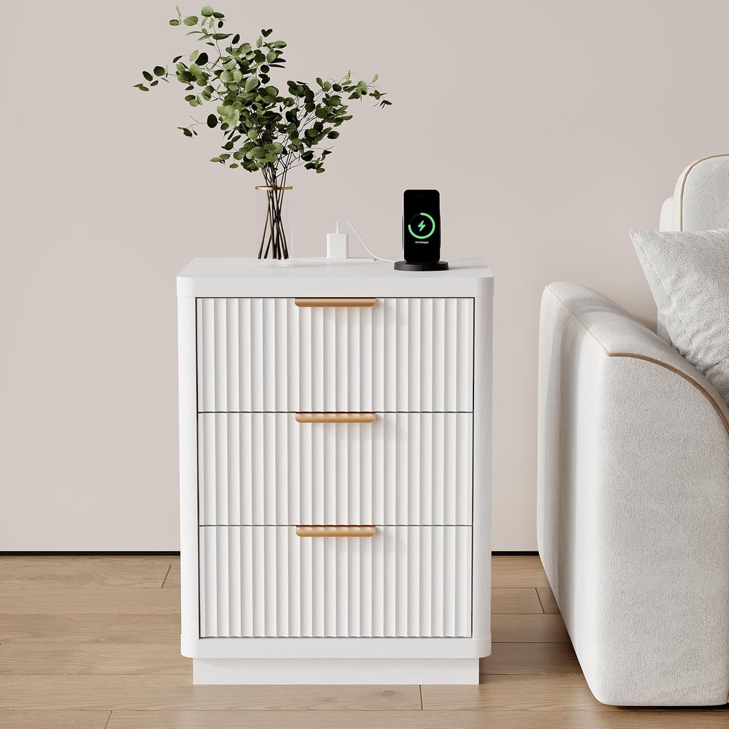 GarveeHome Fluted Nightstand with Charging Station, Mid Century Modern ...