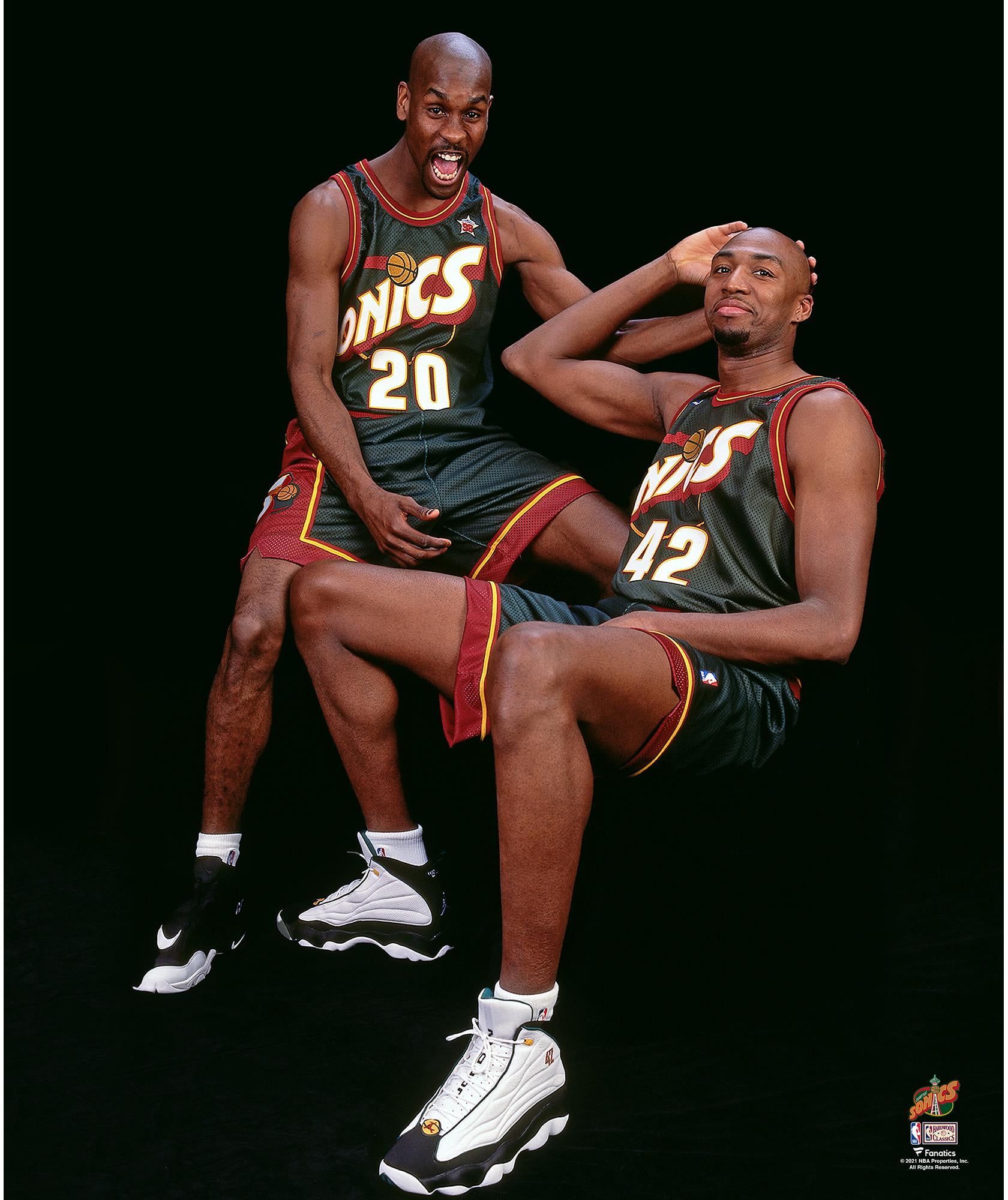 Gary Payton Seattle Supersonics Unsigned Hardwood Classics 1998 All ...