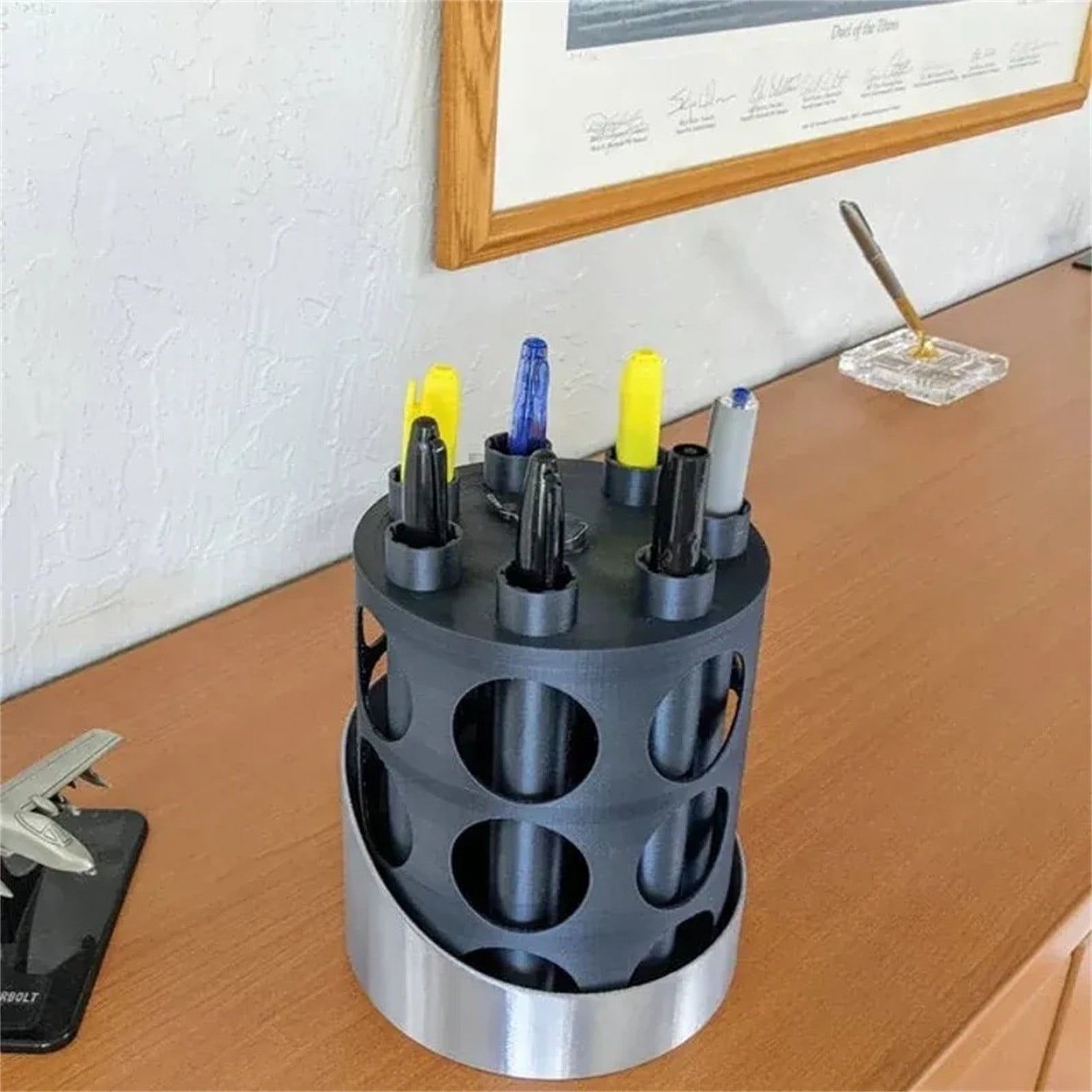 Gatlin Shaped Pencil Spinner Organizer High Capacity Desktop Pen Holder ...