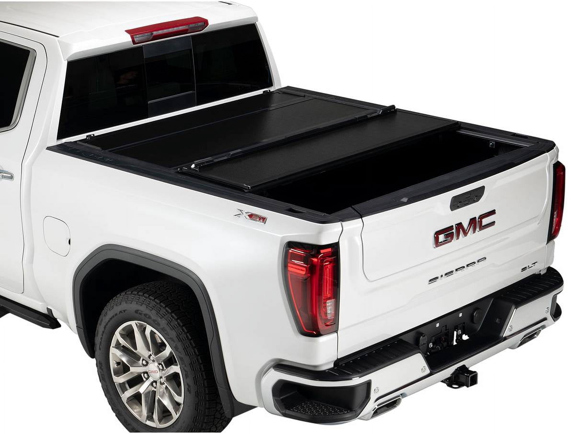 Gator by RealTruck FX Aluminum Hard Folding Tonneau Cover Fits 2005 ...