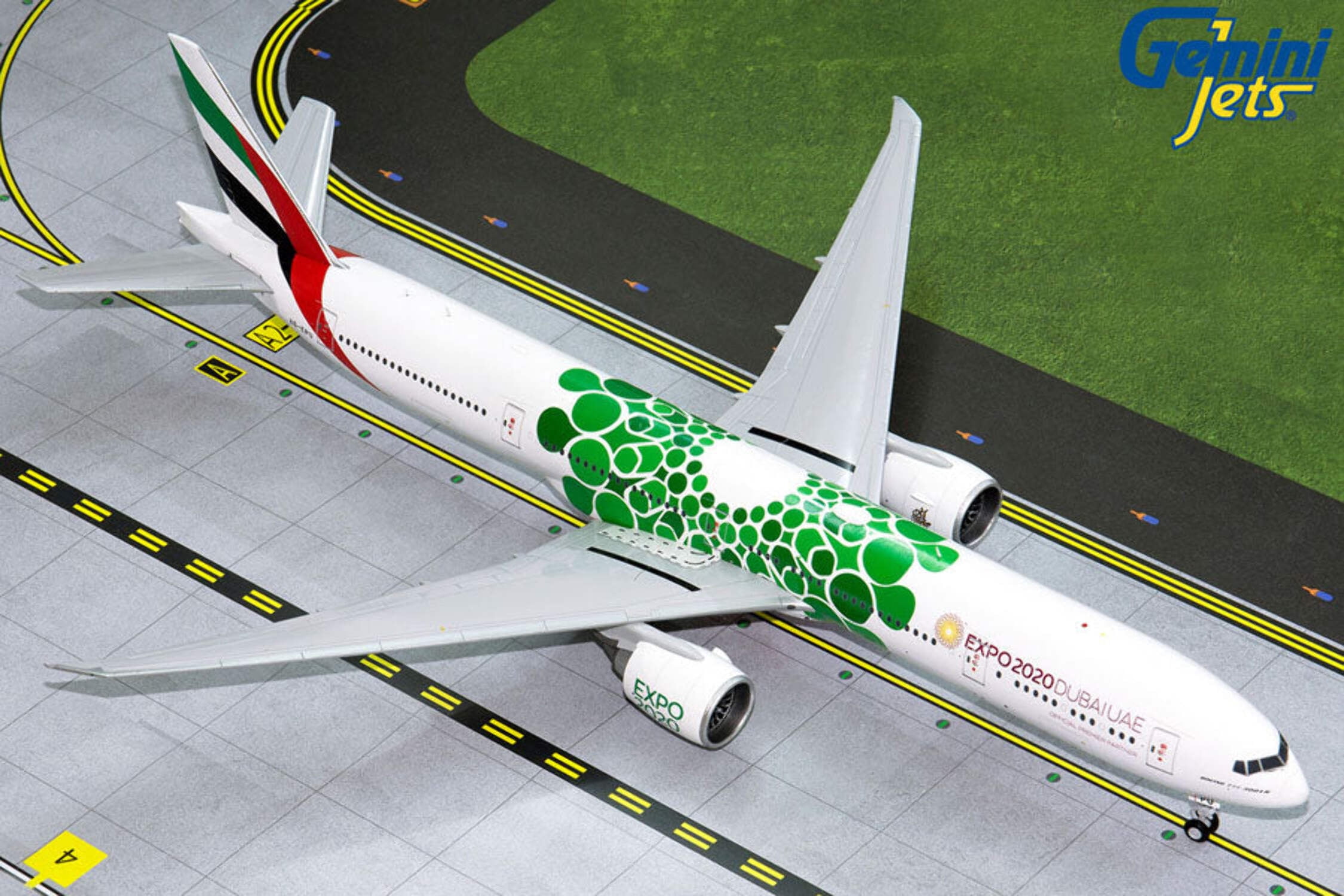 Boeing 777-300ER Commercial Aircraft White with Green Graphics "Gemini ...