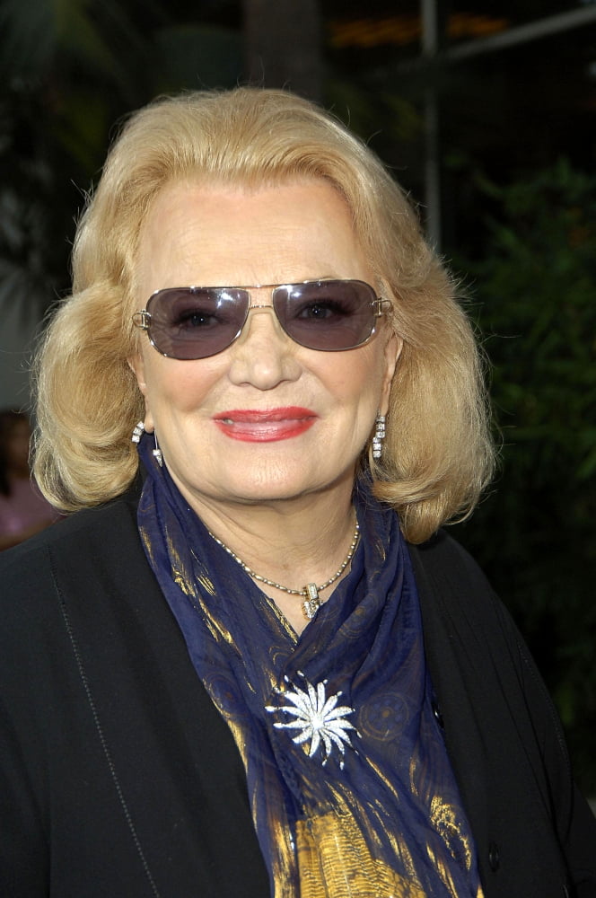 Gena Rowlands At Arrivals For The Skeleton Key Premiere, Universal ...