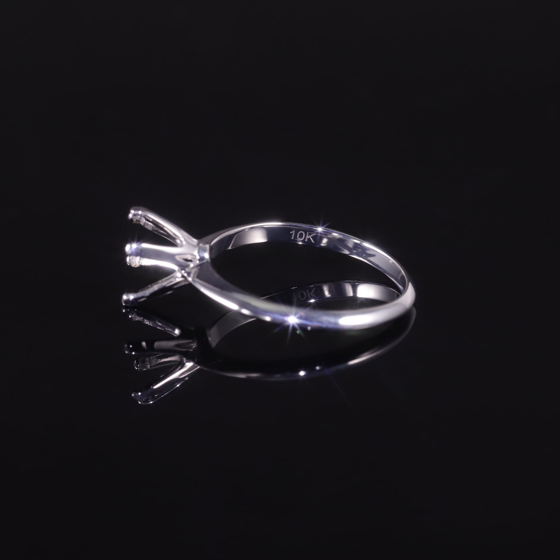 Generic High-Grade 18K Gold Emerald Cultivation Diamond Ring 1 Karat ...