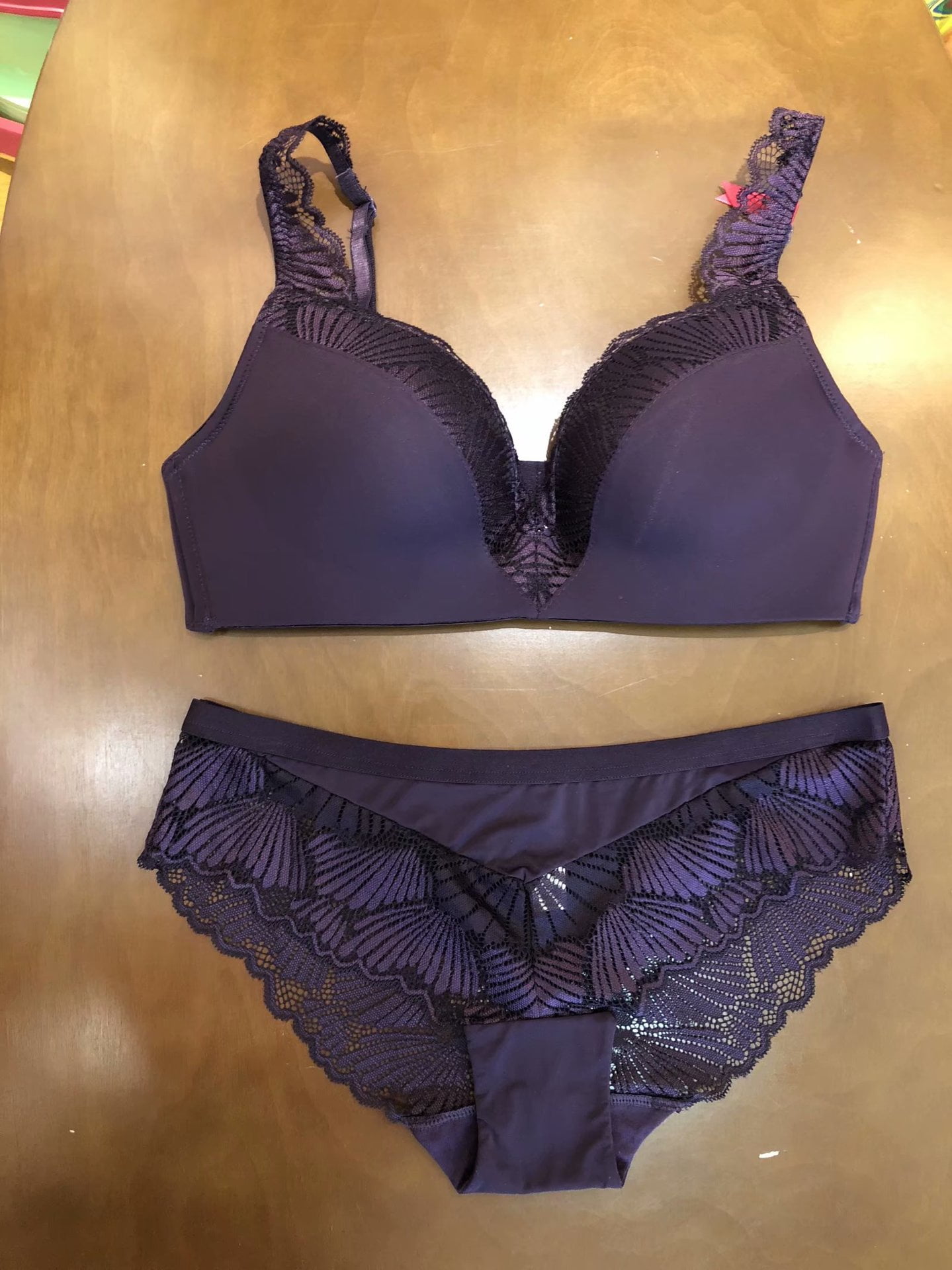 Generic New Deep V Push up Glossy Bra Set Seamless Wireless Lace Sexy Underwear Bra Generation ...