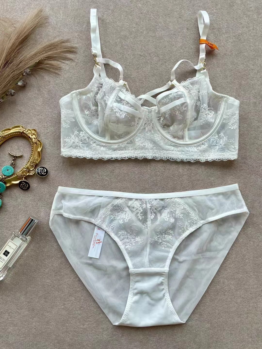 Generic New Spring and Summer Bra Ultra-Thin Lace Red Lace-up Cutout ...