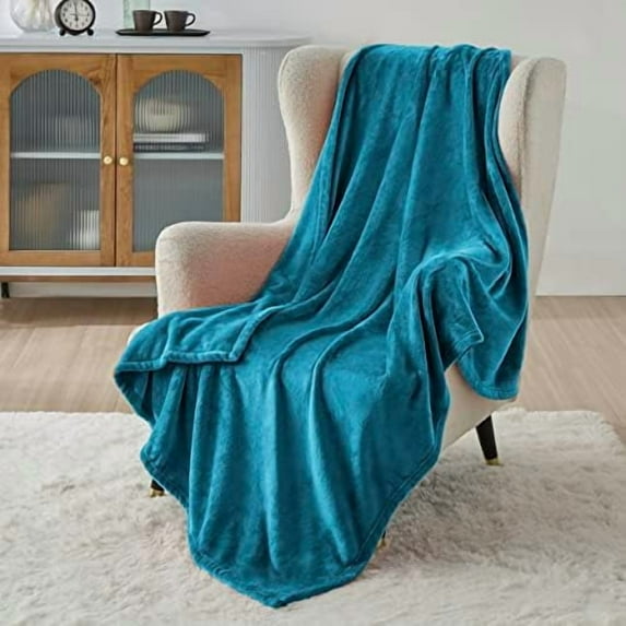 GentleSoft Twin XL Fleece Blanket Dorm Bedding - Lightweight Soft Cozy ...