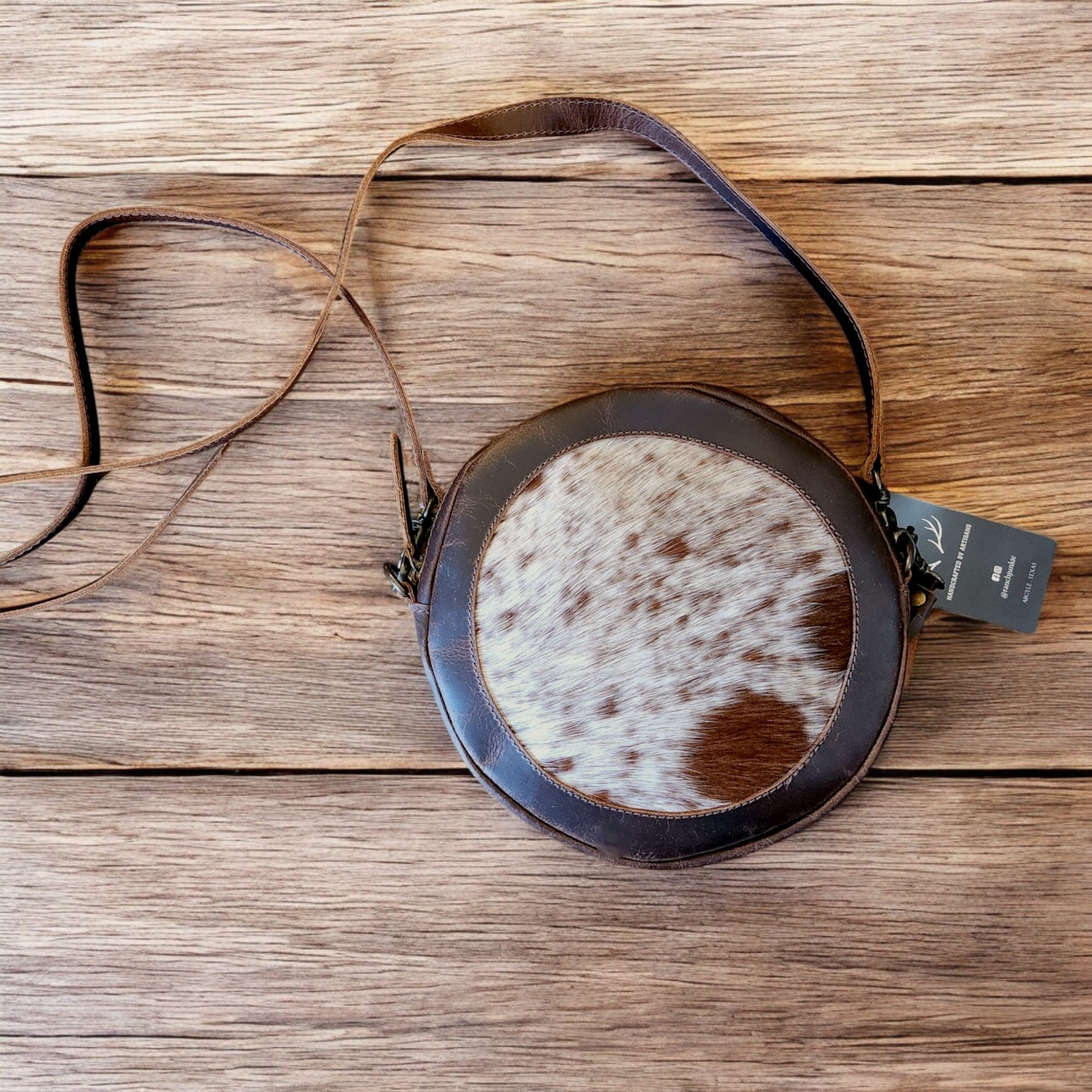 Genuine Cowhide Saddle Canteen Crossbody Highlands Purse - Walmart.com