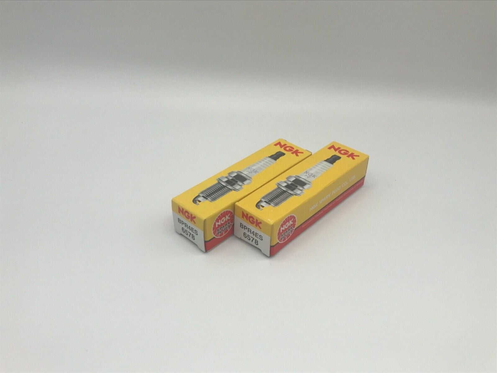 Genuine NGK Spark Plug BPR4ES 6578 - 2 Pack - Walmart.com