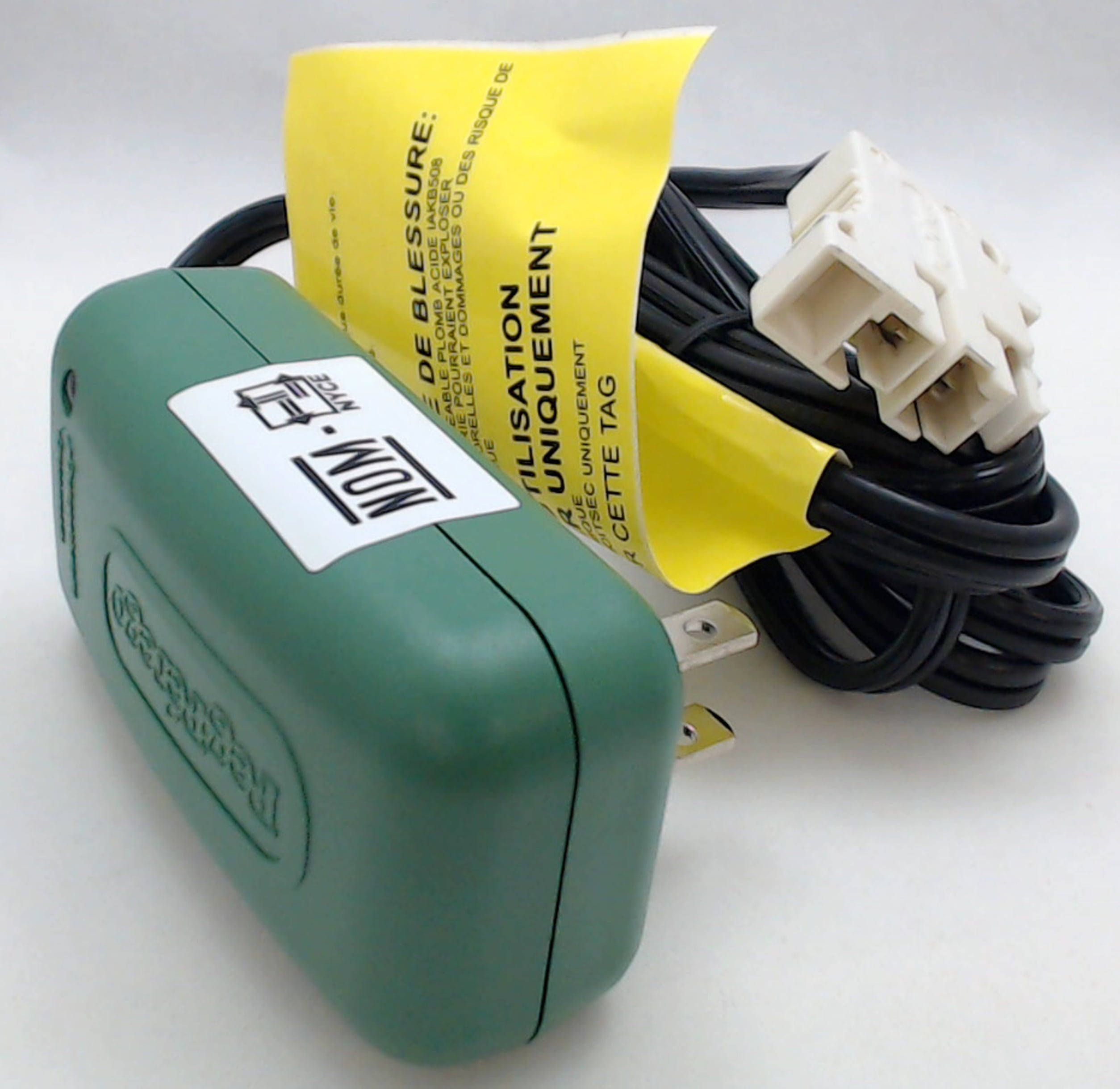 Genuine OEM Peg-Perego 6-Volt Battery Charger, MECB0085U - Walmart.com